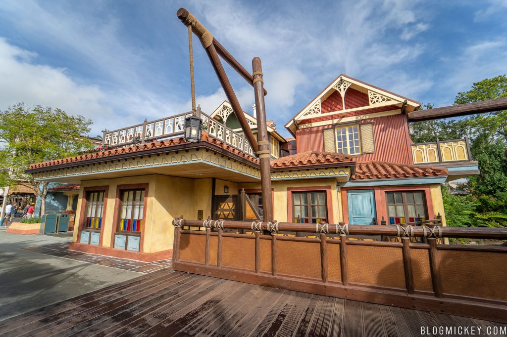PHOTOS Club 33 Exterior Completed At Magic Kingdom Blog Mickey