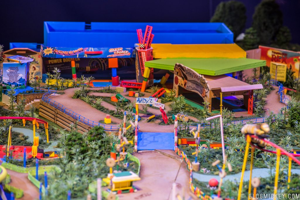PHOTO, VIDEO TOUR: Detailed Walkthrough of the Toy Story Land Model at ...