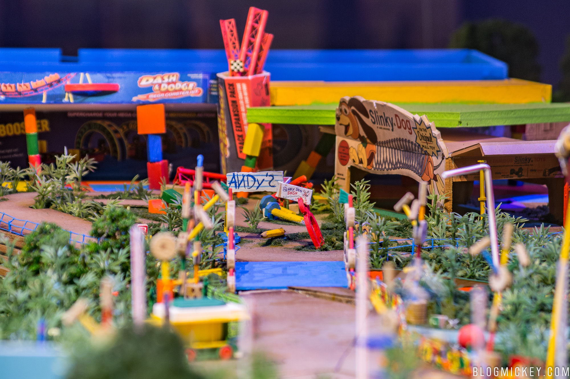 PHOTO, VIDEO TOUR: Detailed Walkthrough of the Toy Story Land Model at ...