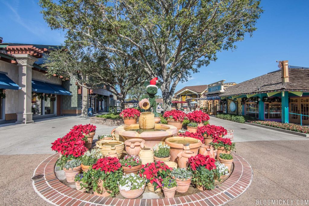 PHOTOS: 2017 Christmas Decorations at Disney Springs
