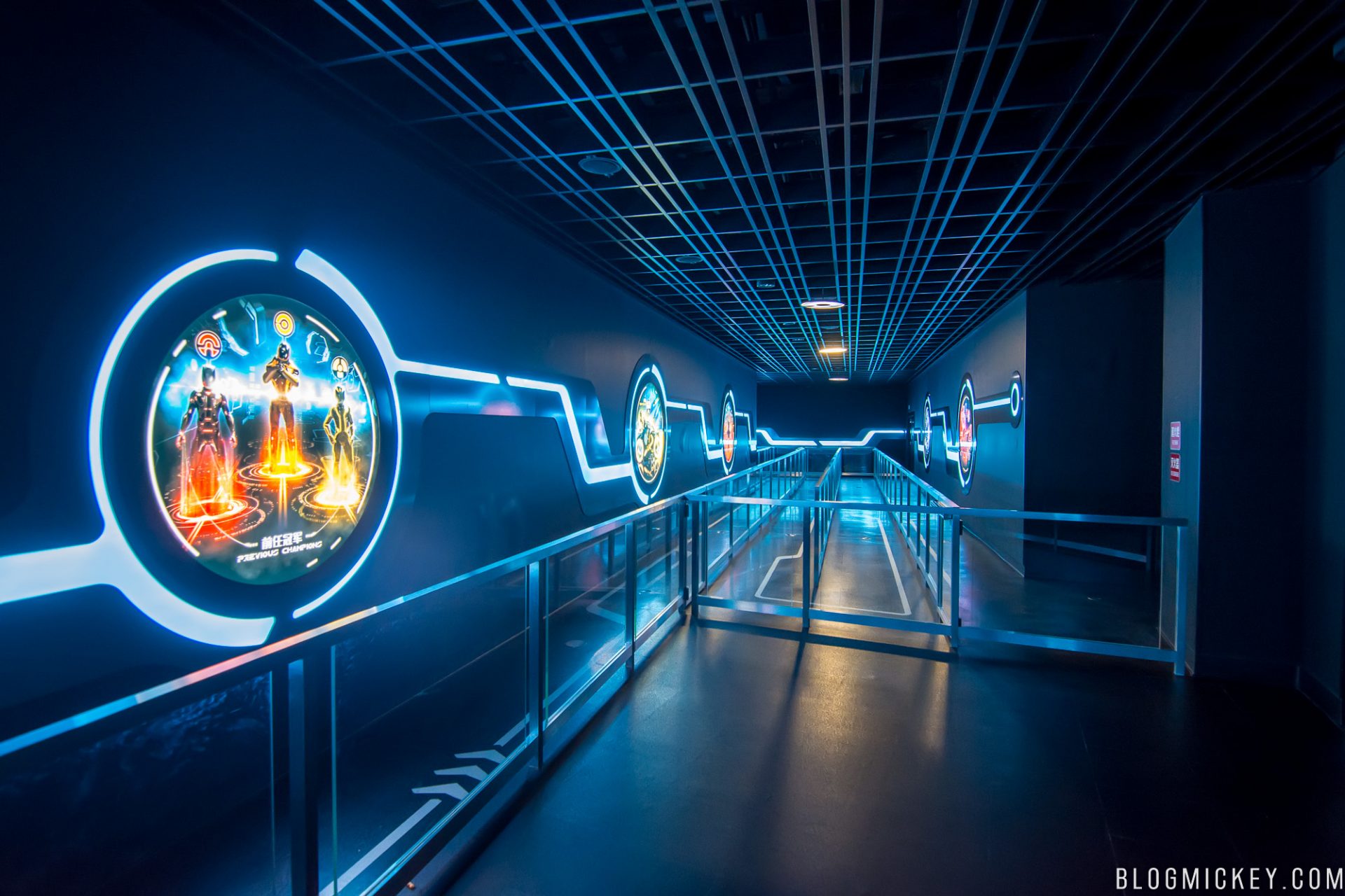 PHOTO TOUR, REVIEW: TRON Lightcycle Power Run at Shanghai Disneyland
