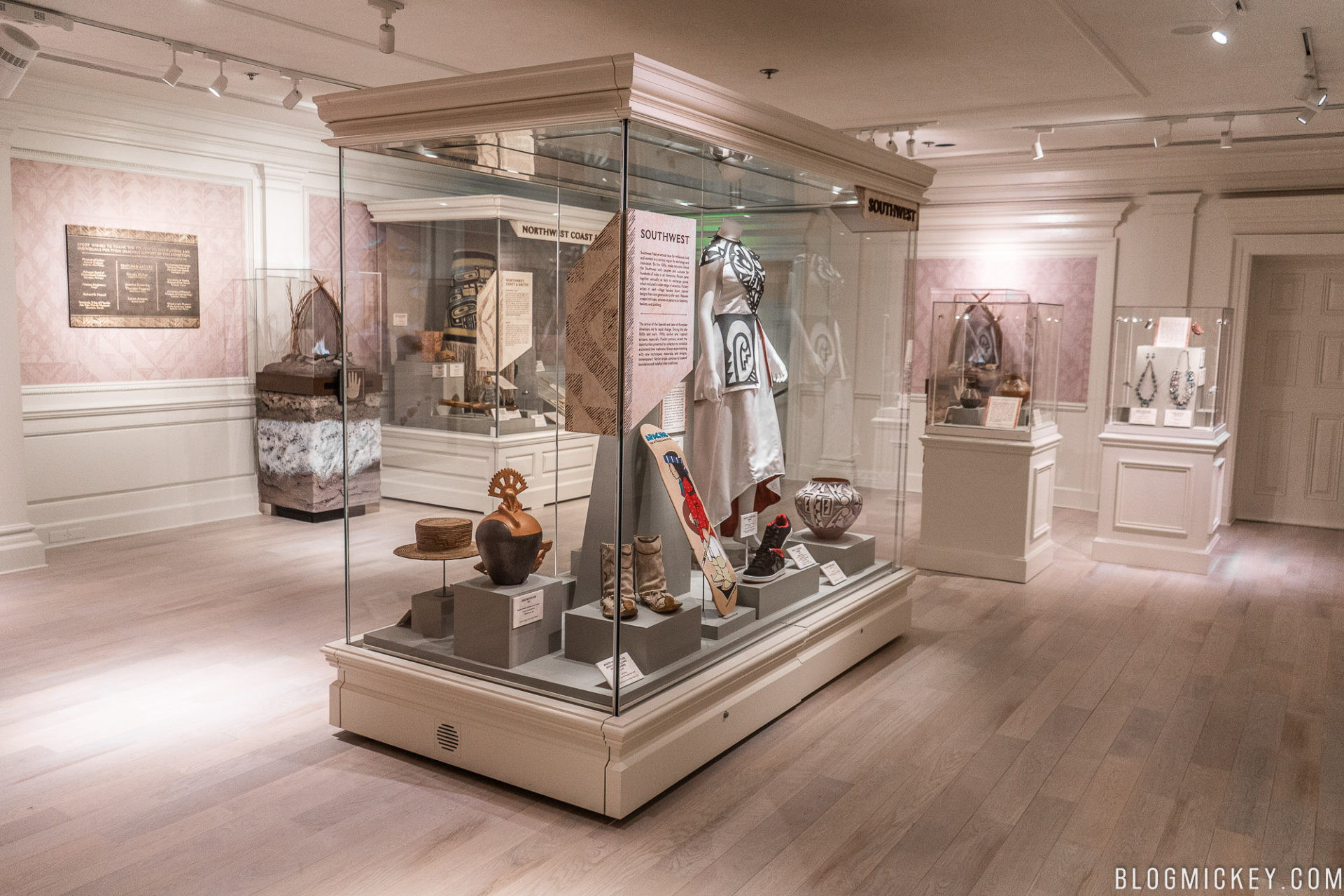 PHOTOS: American Heritage Gallery Reopens With Focus on American Indian ...