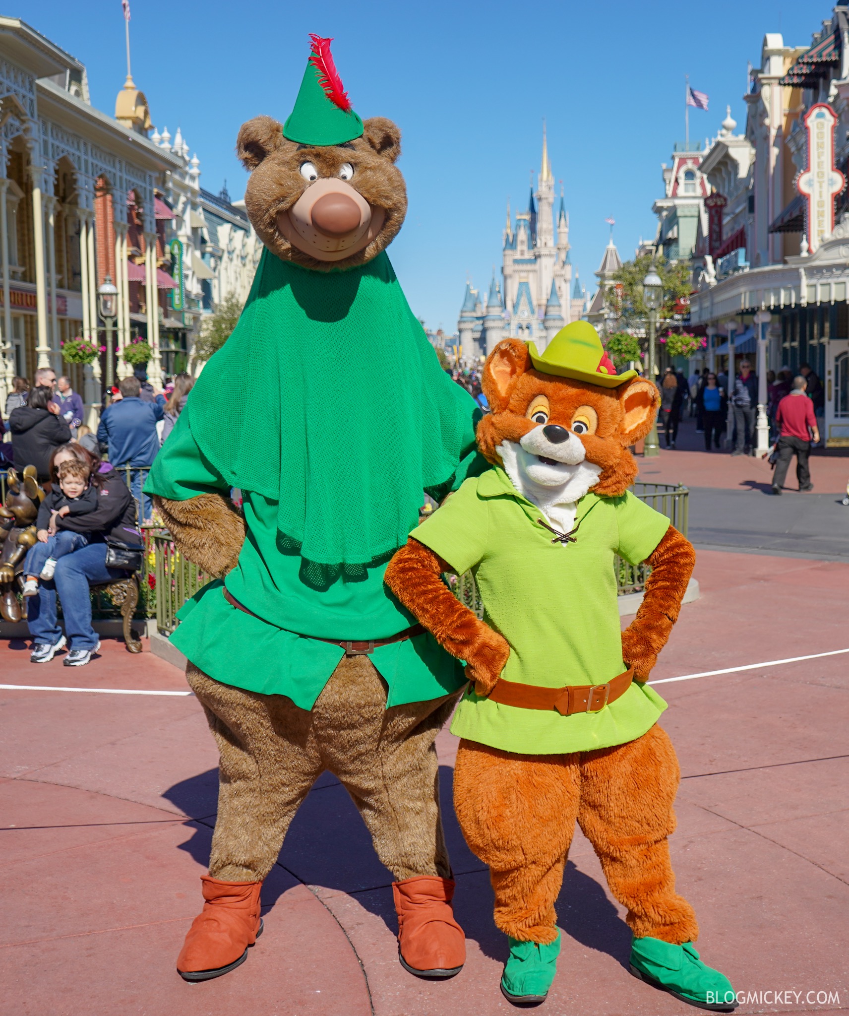 PHOTOS: Robin Hood Meet and Greet for Mickey and Minnie's Surprise ...
