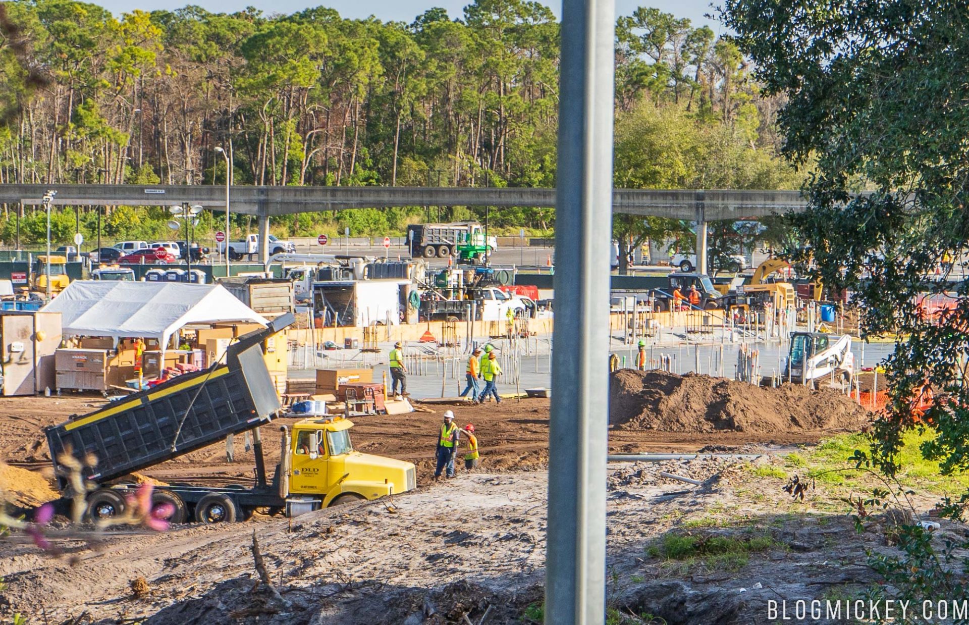 PHOTOS: Concrete Pour Begins on TRON Roller Coaster Construction Site ...