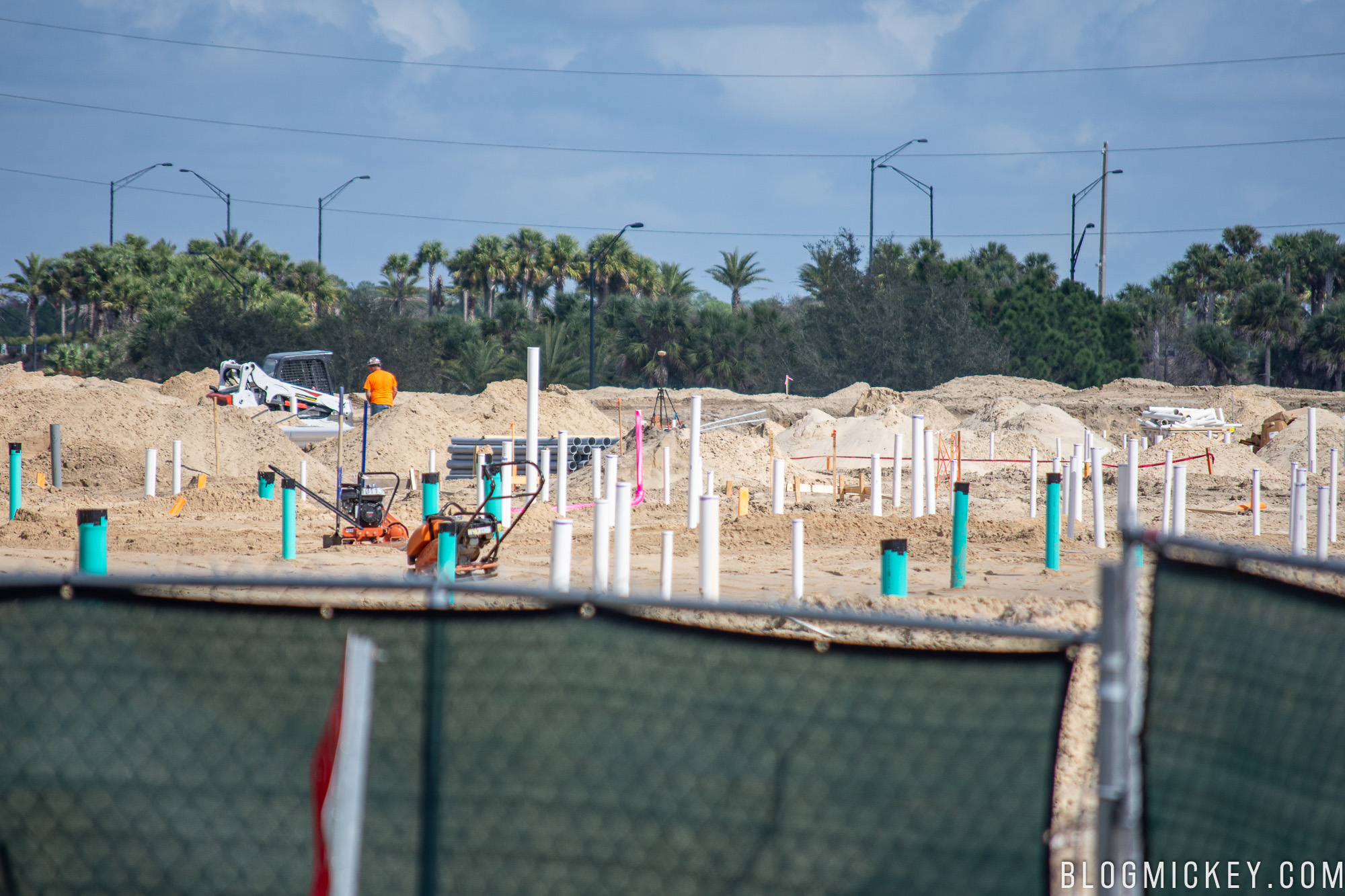 PHOTOS: Vertical Construction Begins on New Disney College Program ...