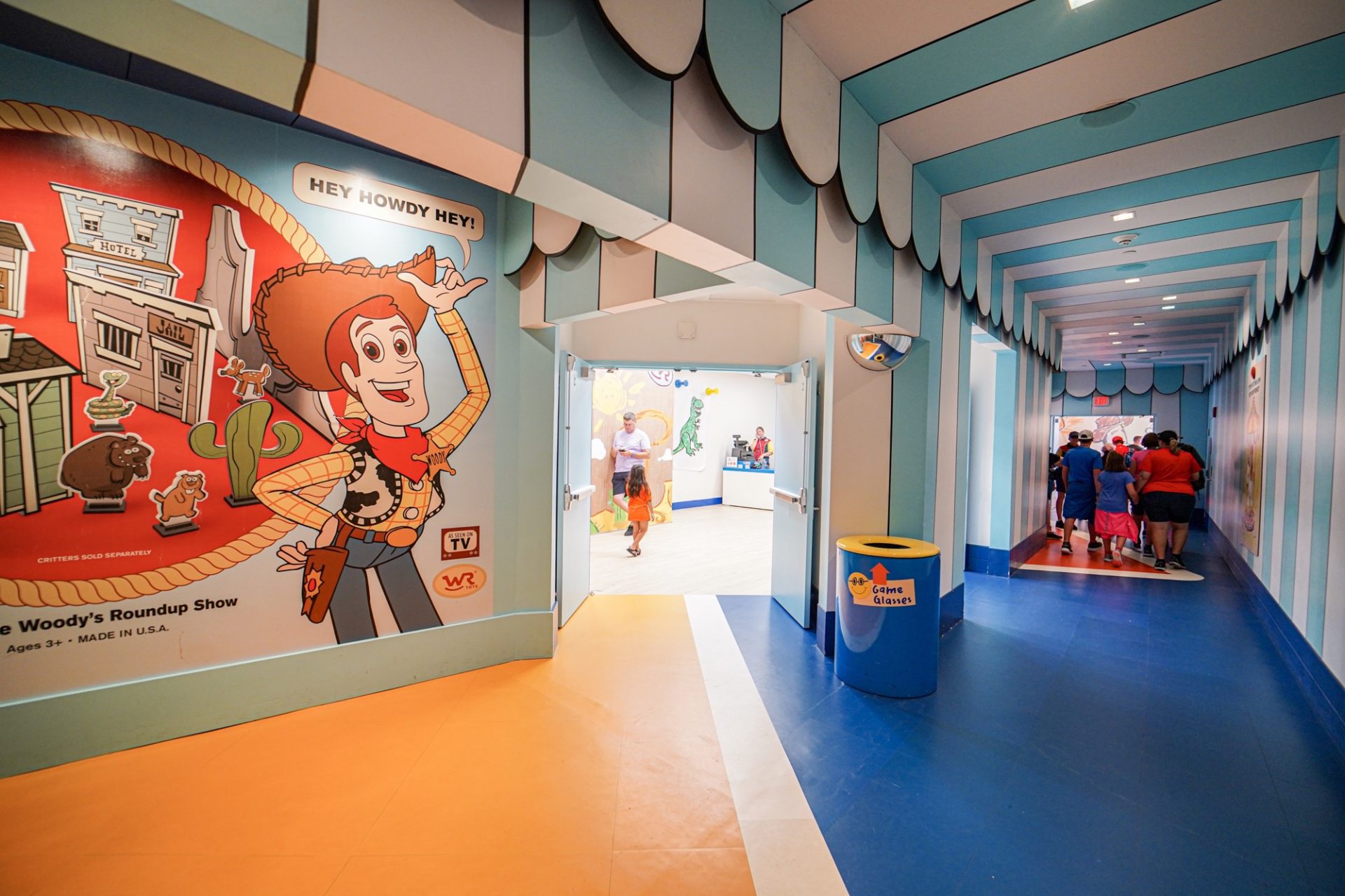 A Look Around the Toy Story Pop-up Shop in Toy Story Land at Disney's ...