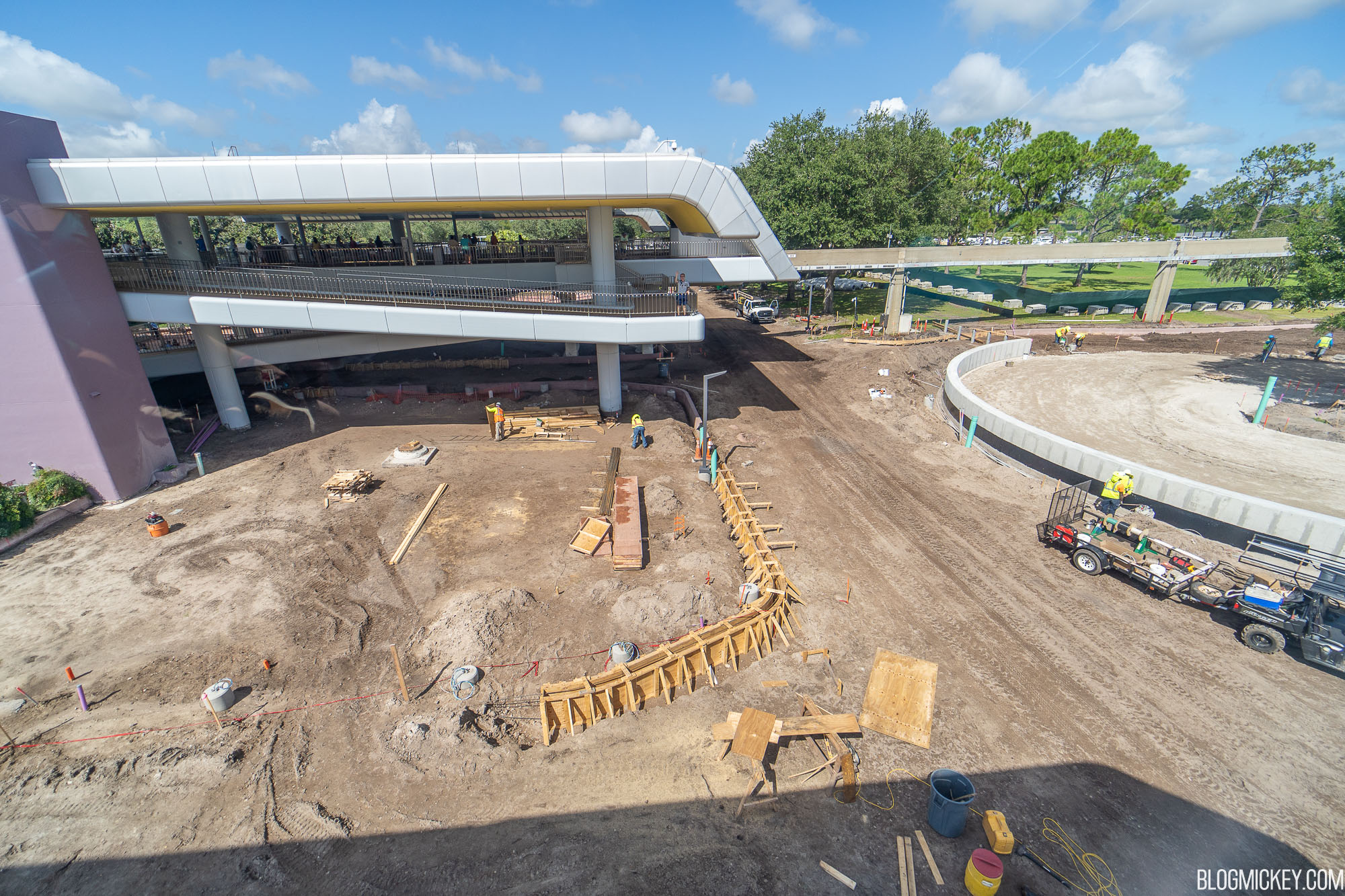Epcot Entrance Construction Update (New Futuristic Light Posts ...