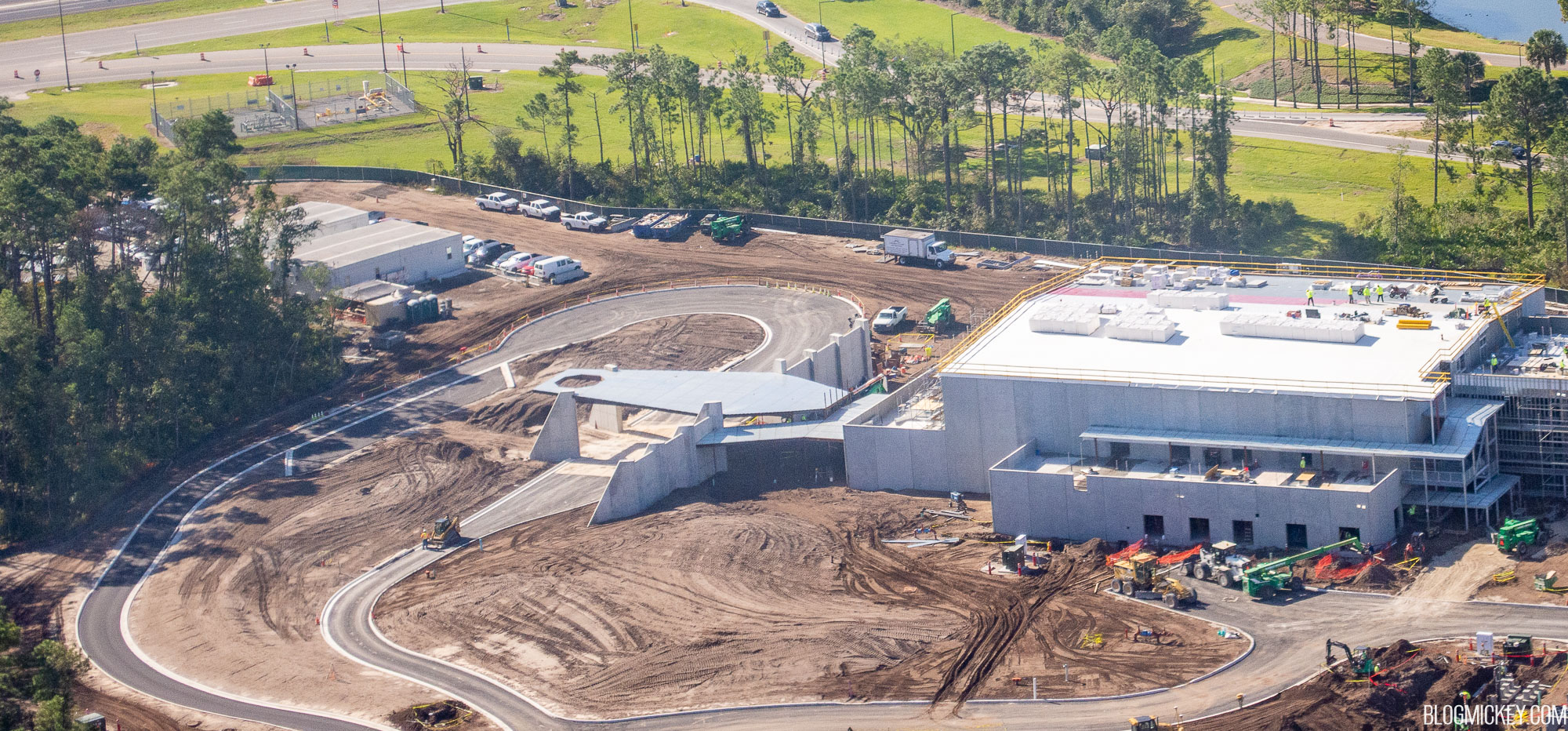 Latest Aerial View of Star Wars: Galactic Starcruiser Hotel at Walt ...
