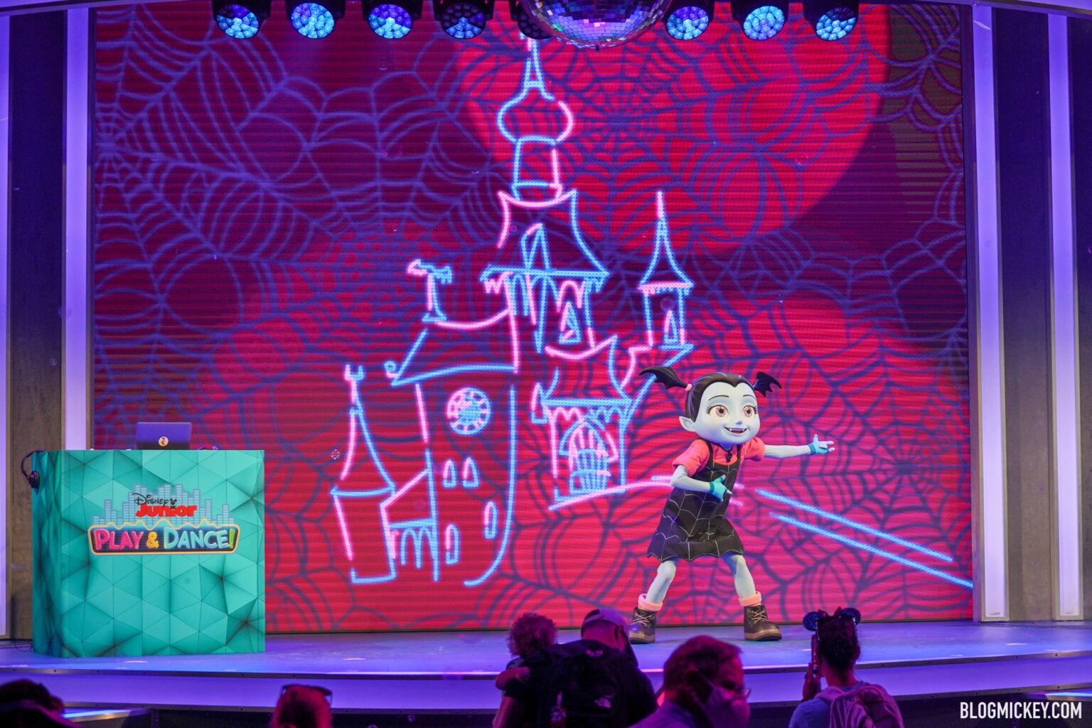 NEW 'Disney Junior Play and Dance!' Debuts with Social Distancing and ...