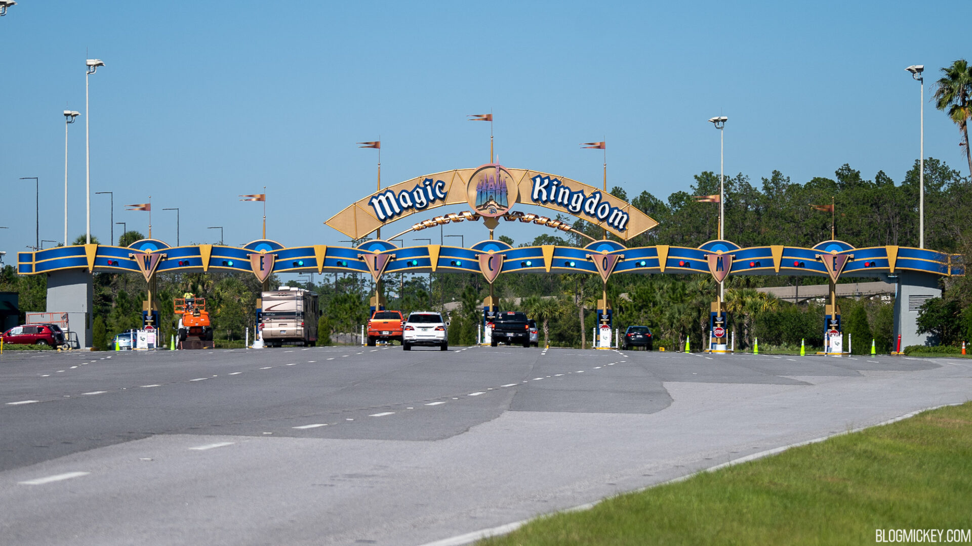 Magic Kingdom Parking Plaza Repainting Now Complete