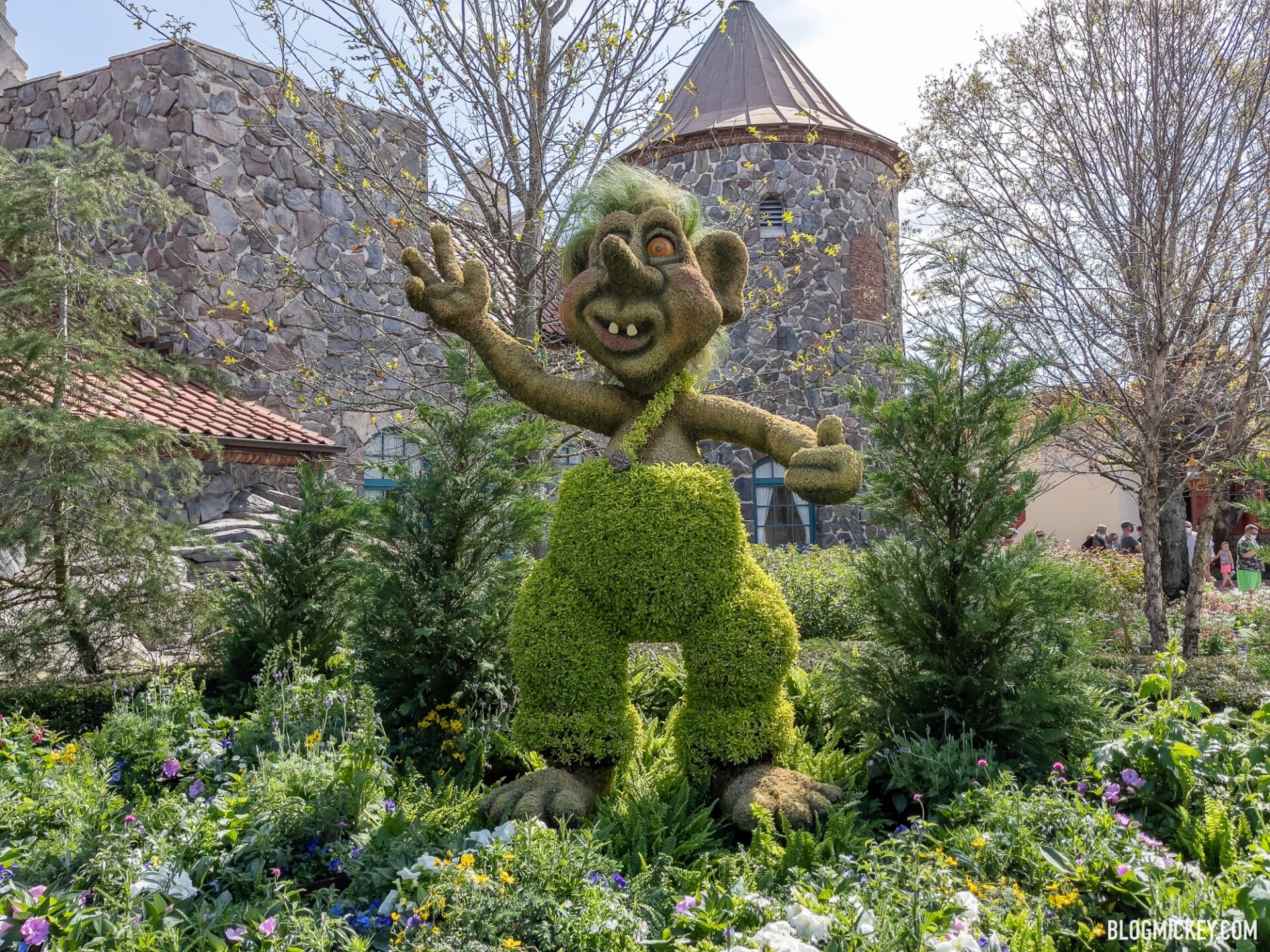 Anna, Elsa, and a Troll-piary Installed for 2021 EPCOT Flower and ...