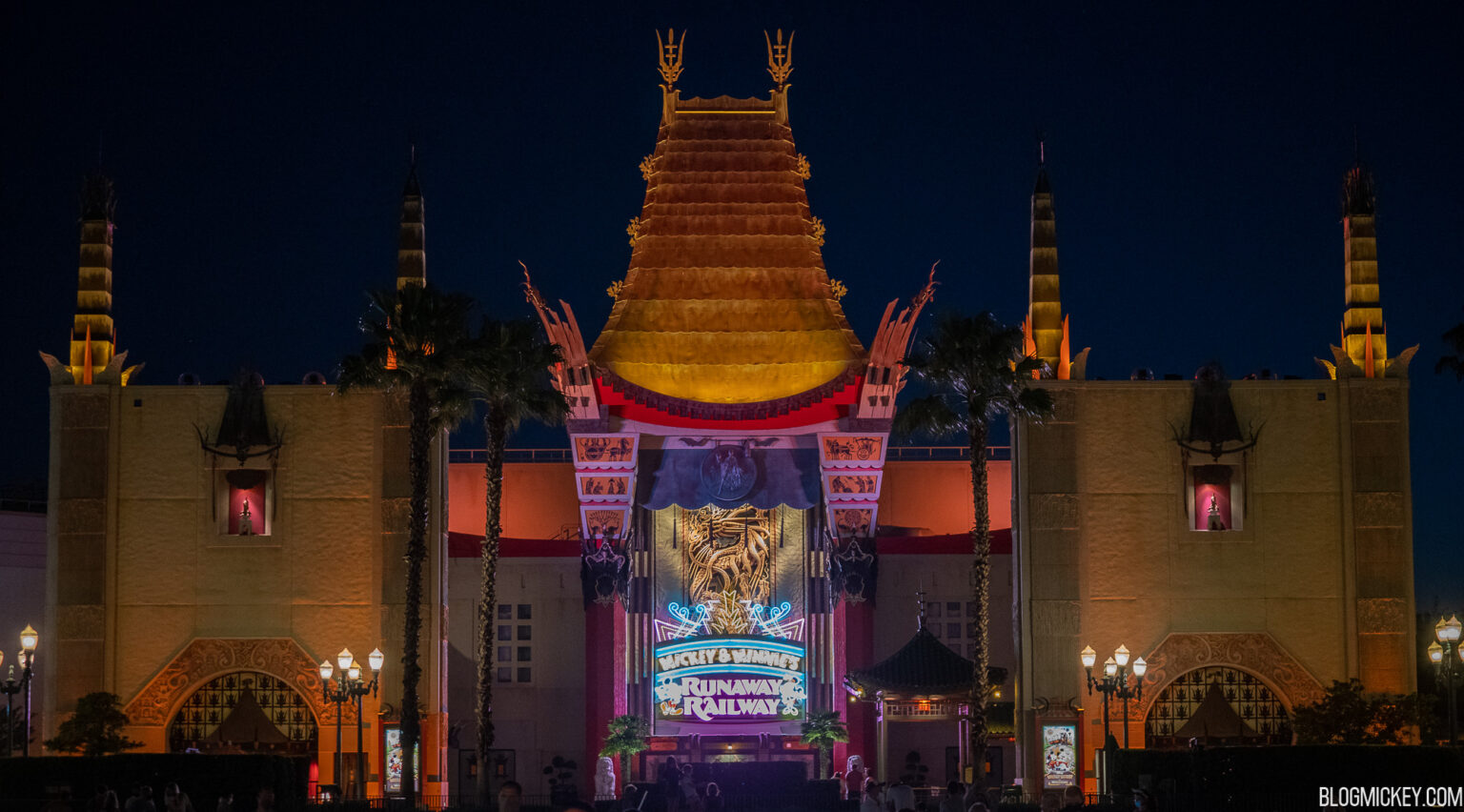 A Closer Look at the New Chinese Theater Lighting Package