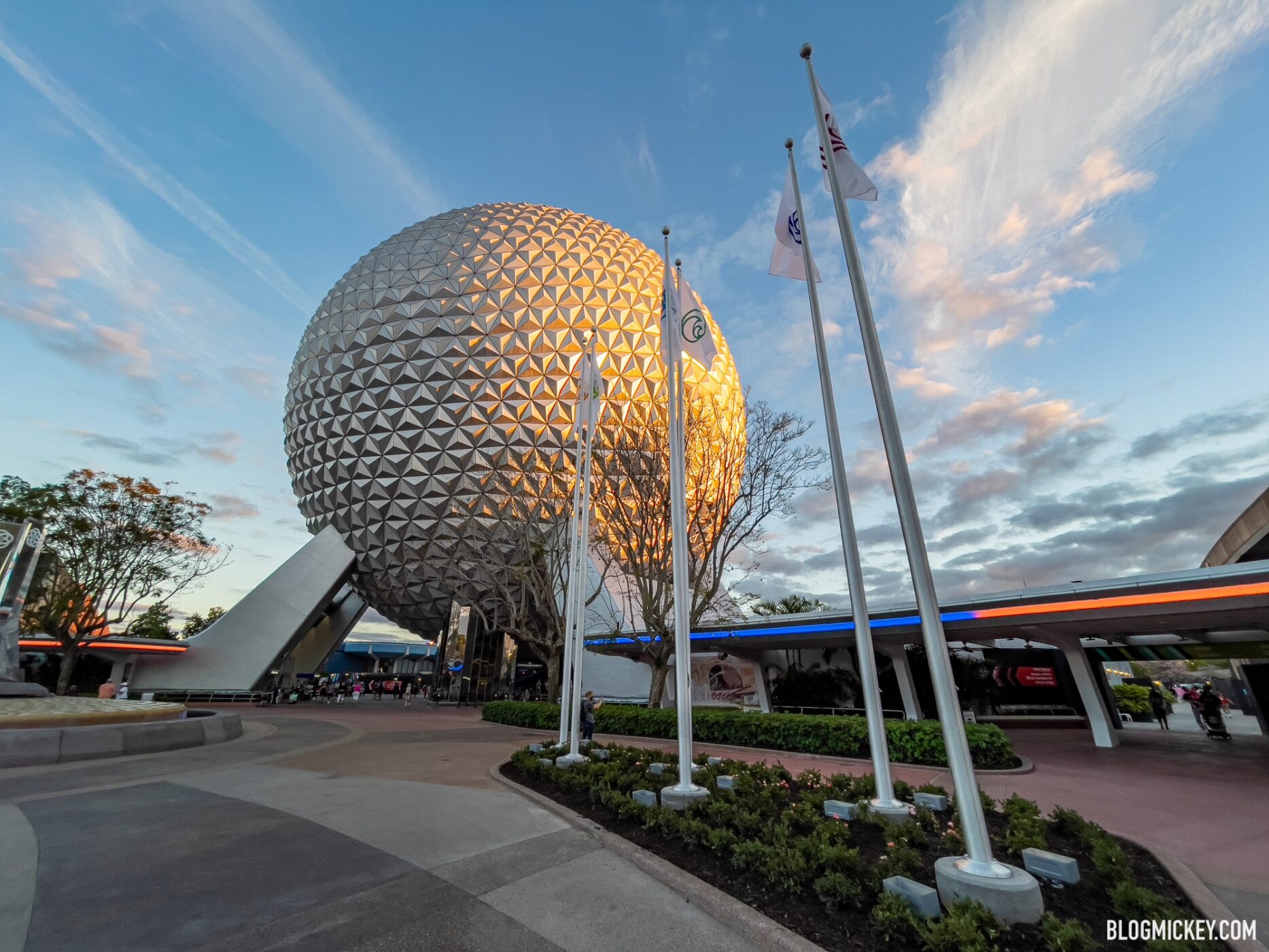 New EPCOT Entrance Plaza Lighting Package Debuts