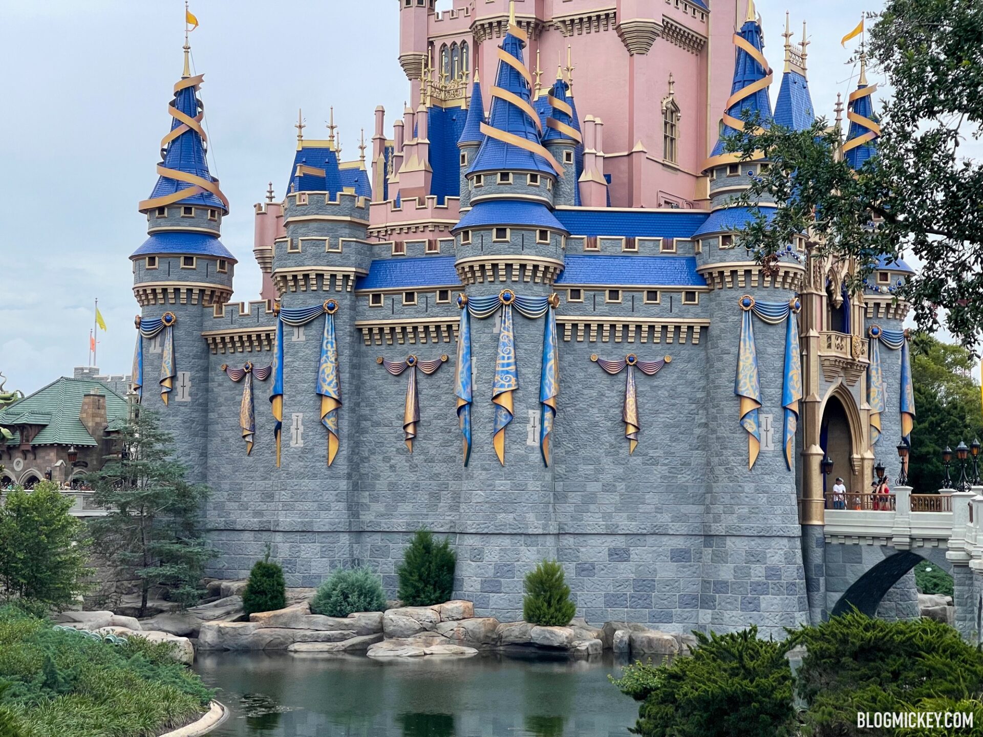 Disney World Begins Removing 50th Anniversary Decorations from ...