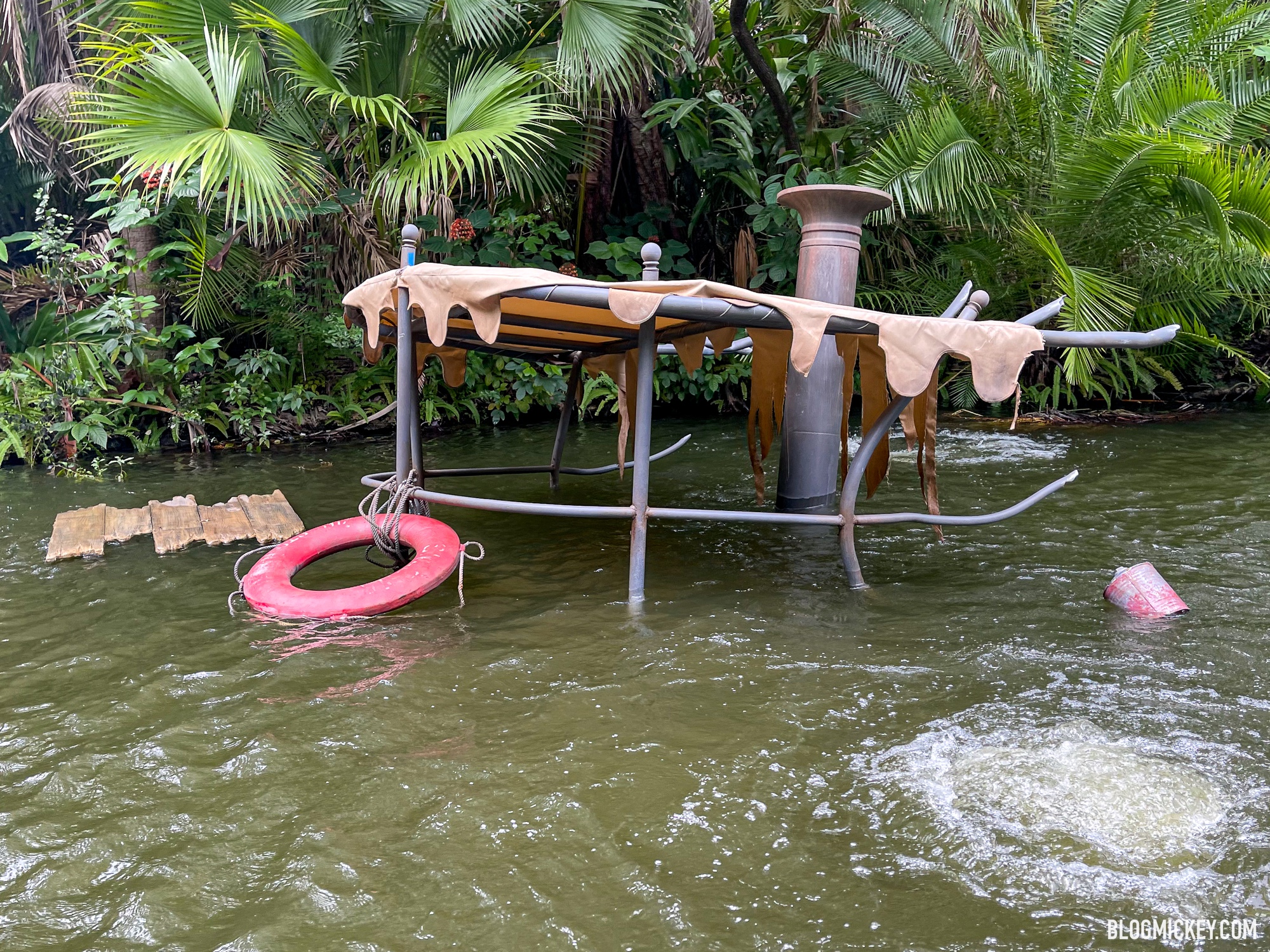 Jungle Cruise Boat Sinks on Purpose as Prop Installation Continues at ...