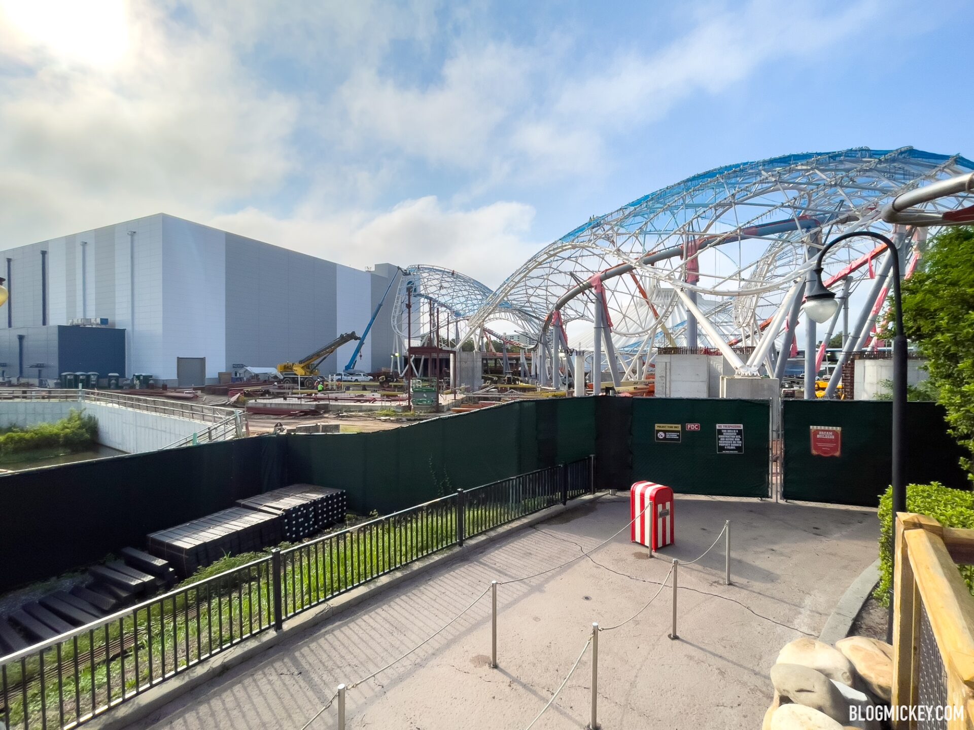New Structure Goes Vertical at TRON Lightcycle Run Construction Site