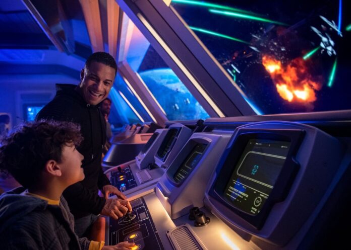 New Images Released of Star Wars: Galactic Starcruiser Hotel Interior ...