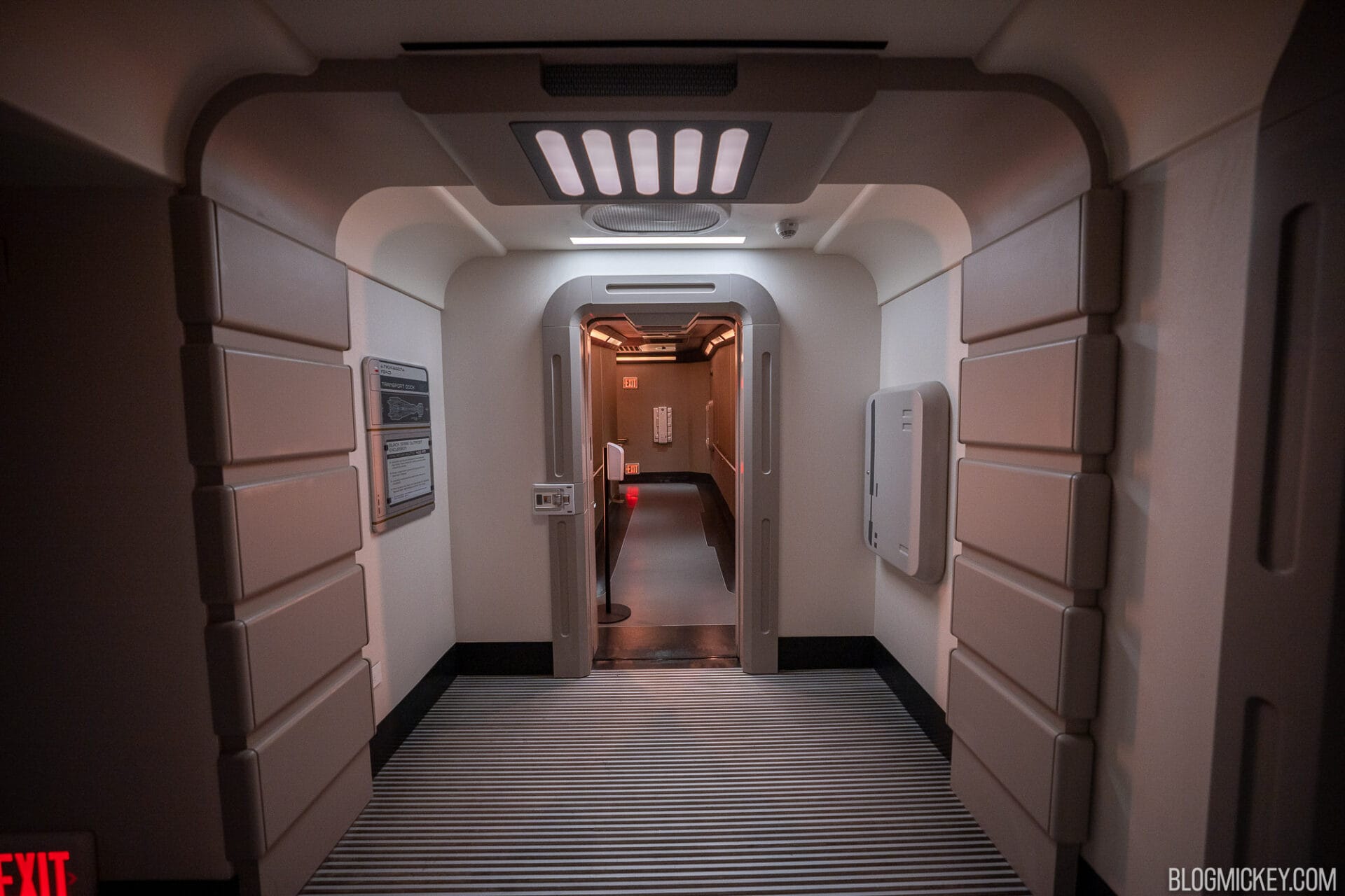 Take a Ride on the Galactic Starcruiser Box Truck to Star Wars: Galaxy ...