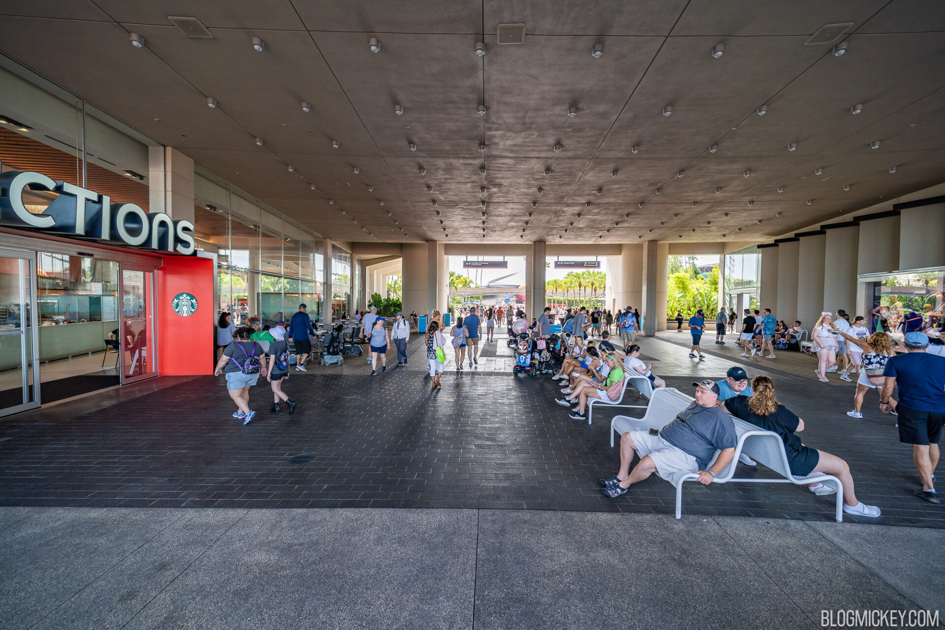 Overflow, Outdoor Seating Added to Connections Cafe & Eatery at EPCOT