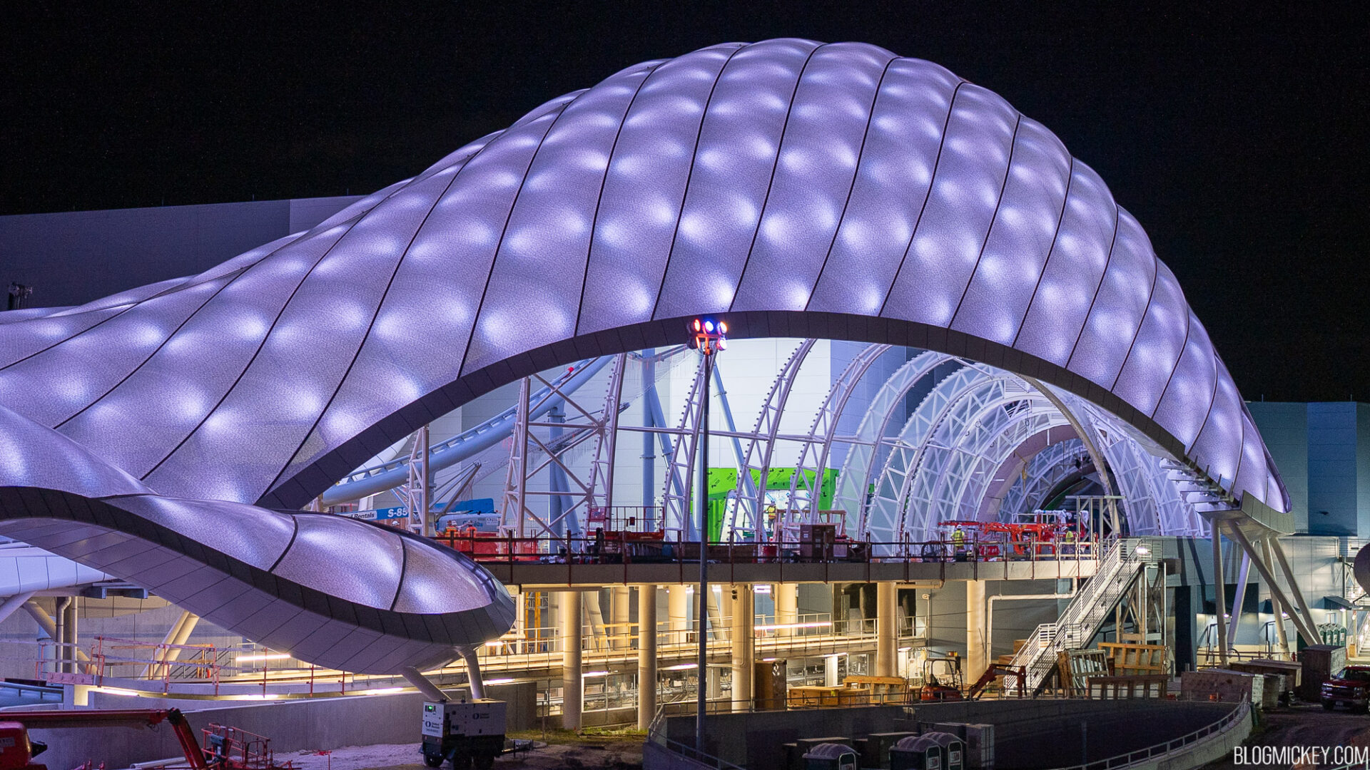 A Look at the Basic Nighttime Lighting Package for TRON Lightcycle Run ...