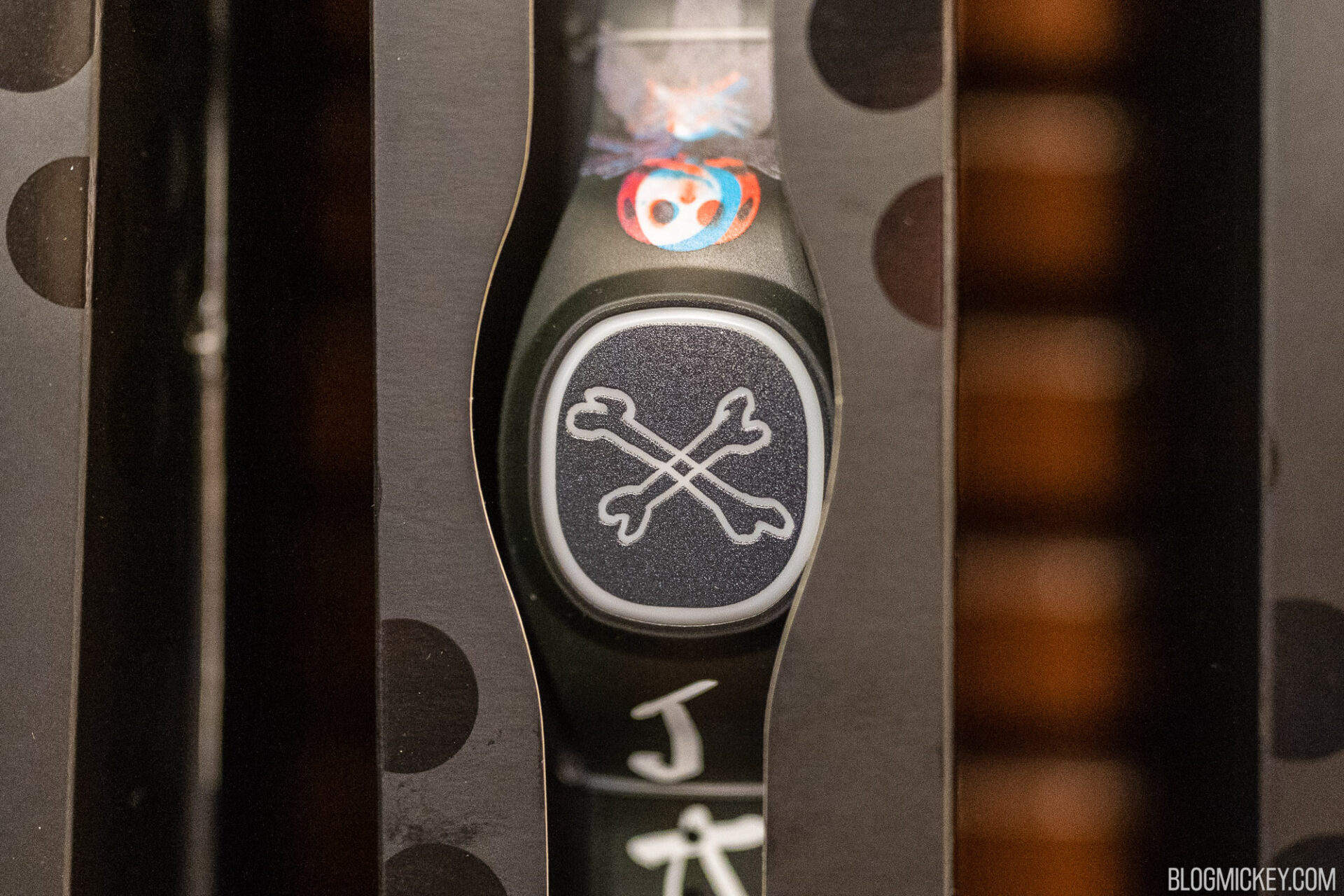 New MagicBand+ Designs at Disney World (Haunted Mansion, Generic ...