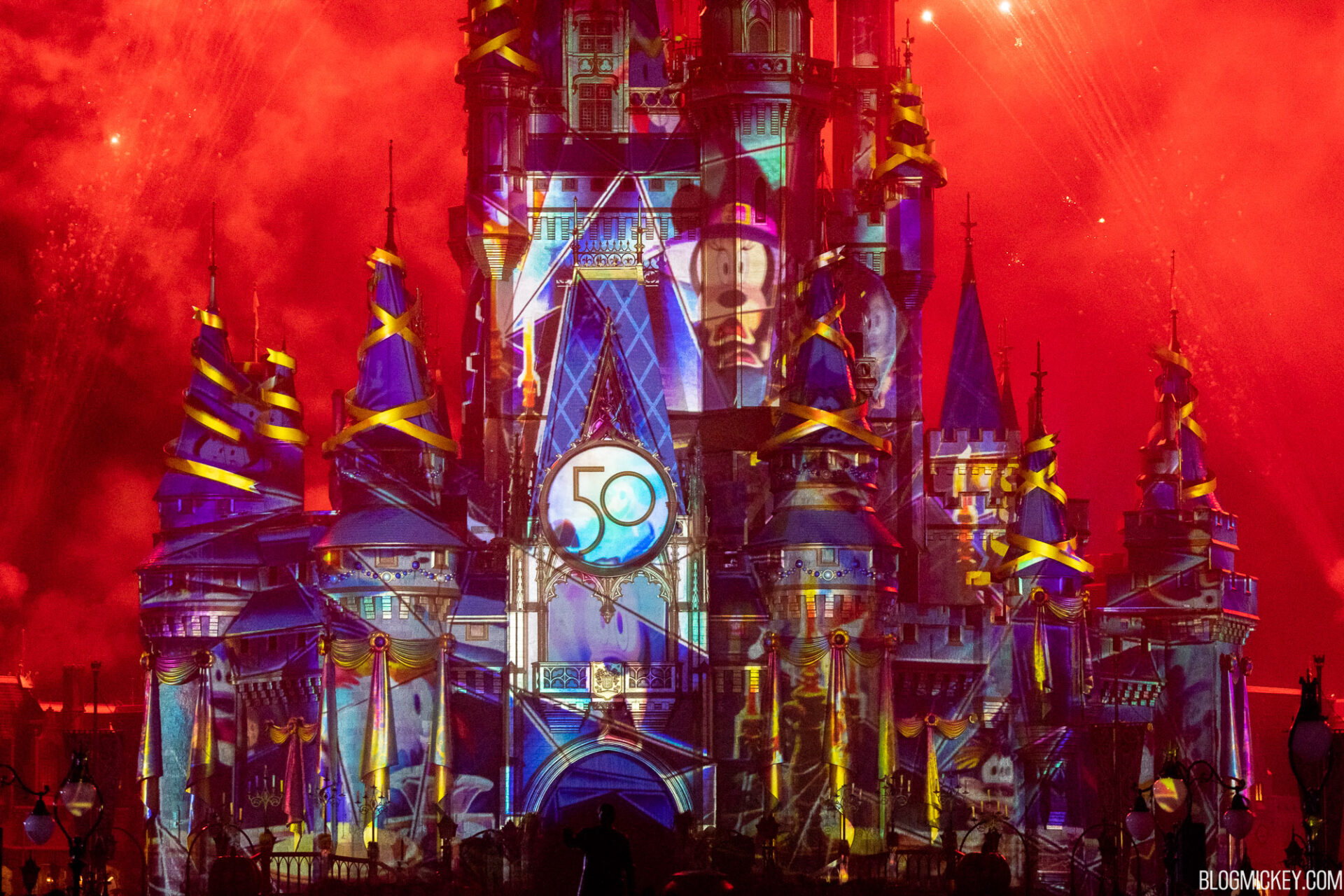 Disney's Not-So-Spooky Fireworks Spectacular Lights Up the Sky at ...