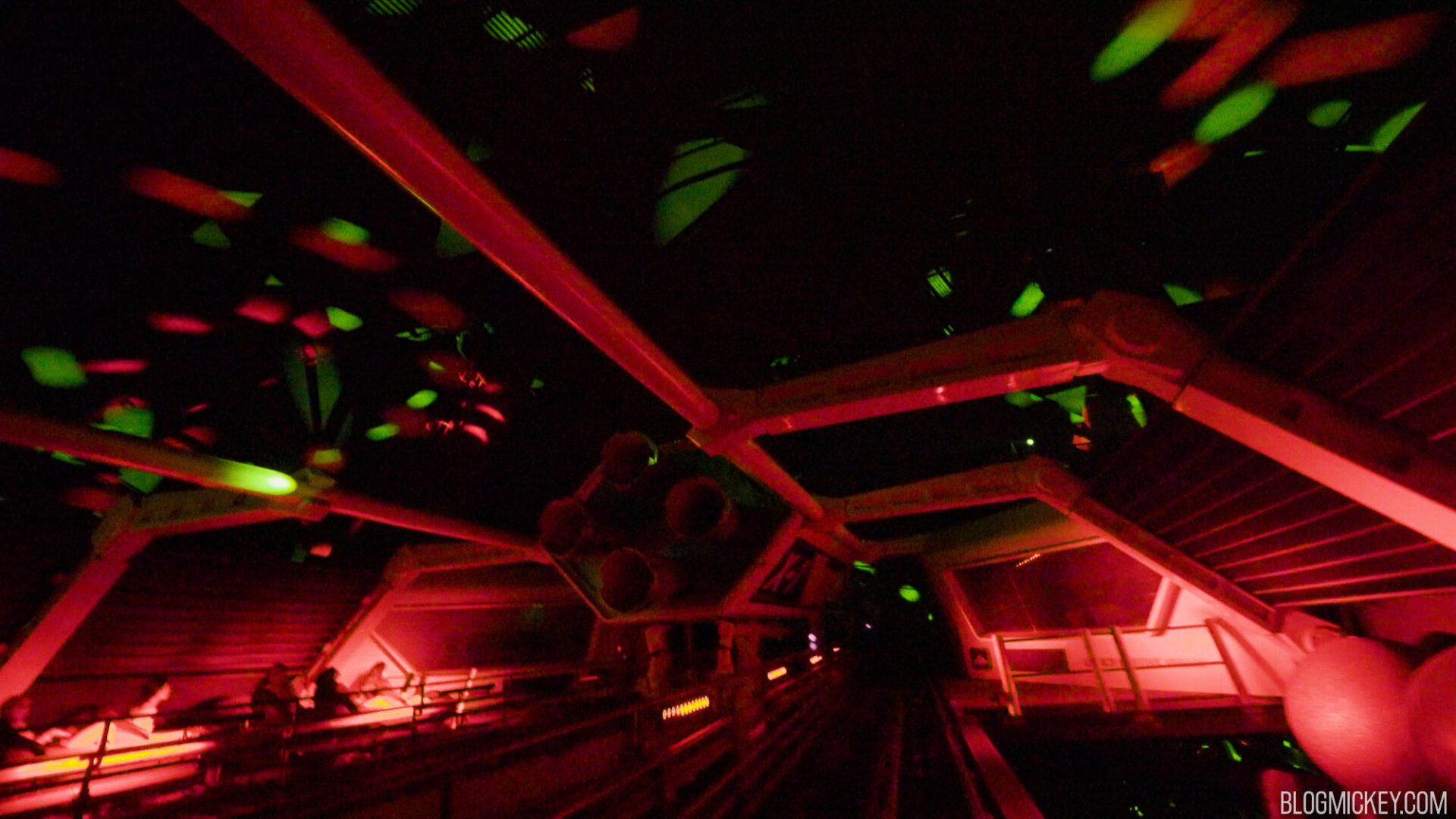 New Lighting Package & Low-Light Ride on 'Space Mountain Holiday Run ...