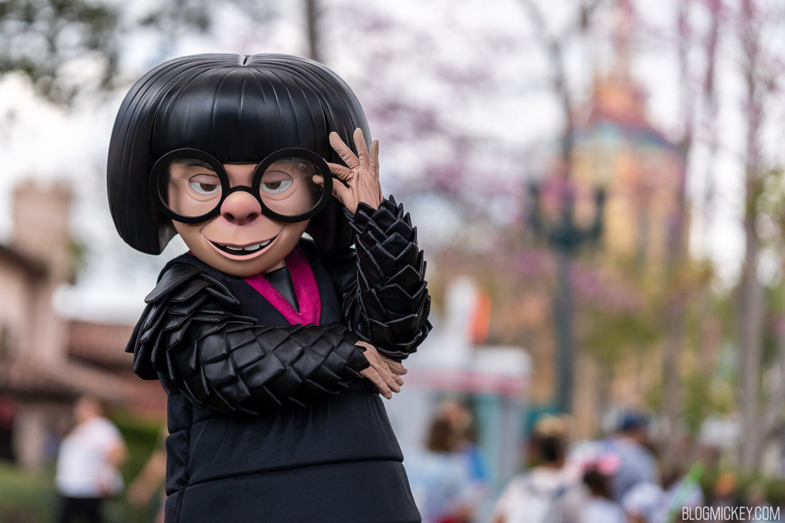 Frozone & Edna Mode Character Sightings Debut at Disney's Hollywood Studios