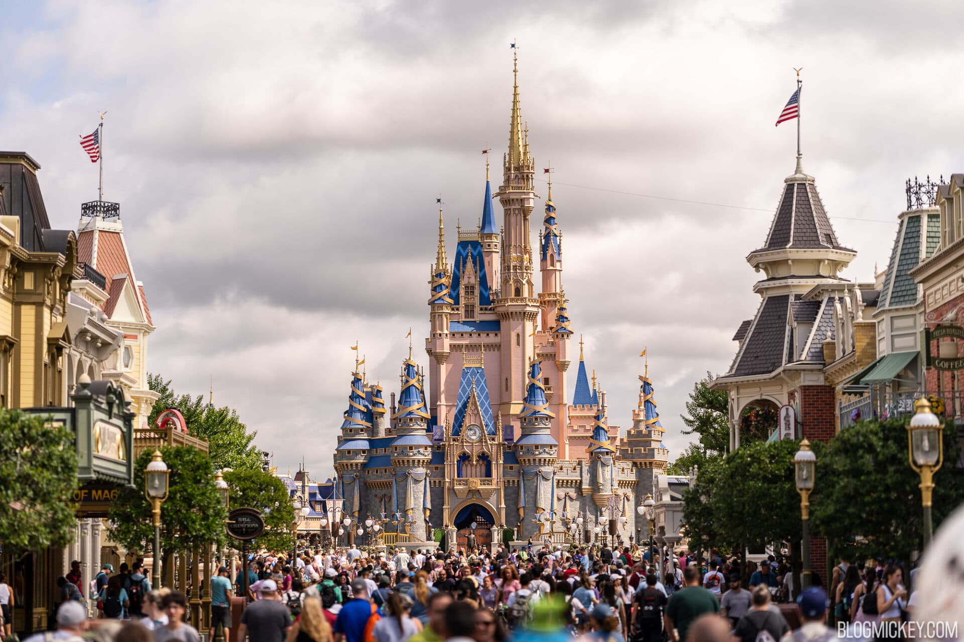 More Decor Removed & Restored on Cinderella Castle Following 50th ...