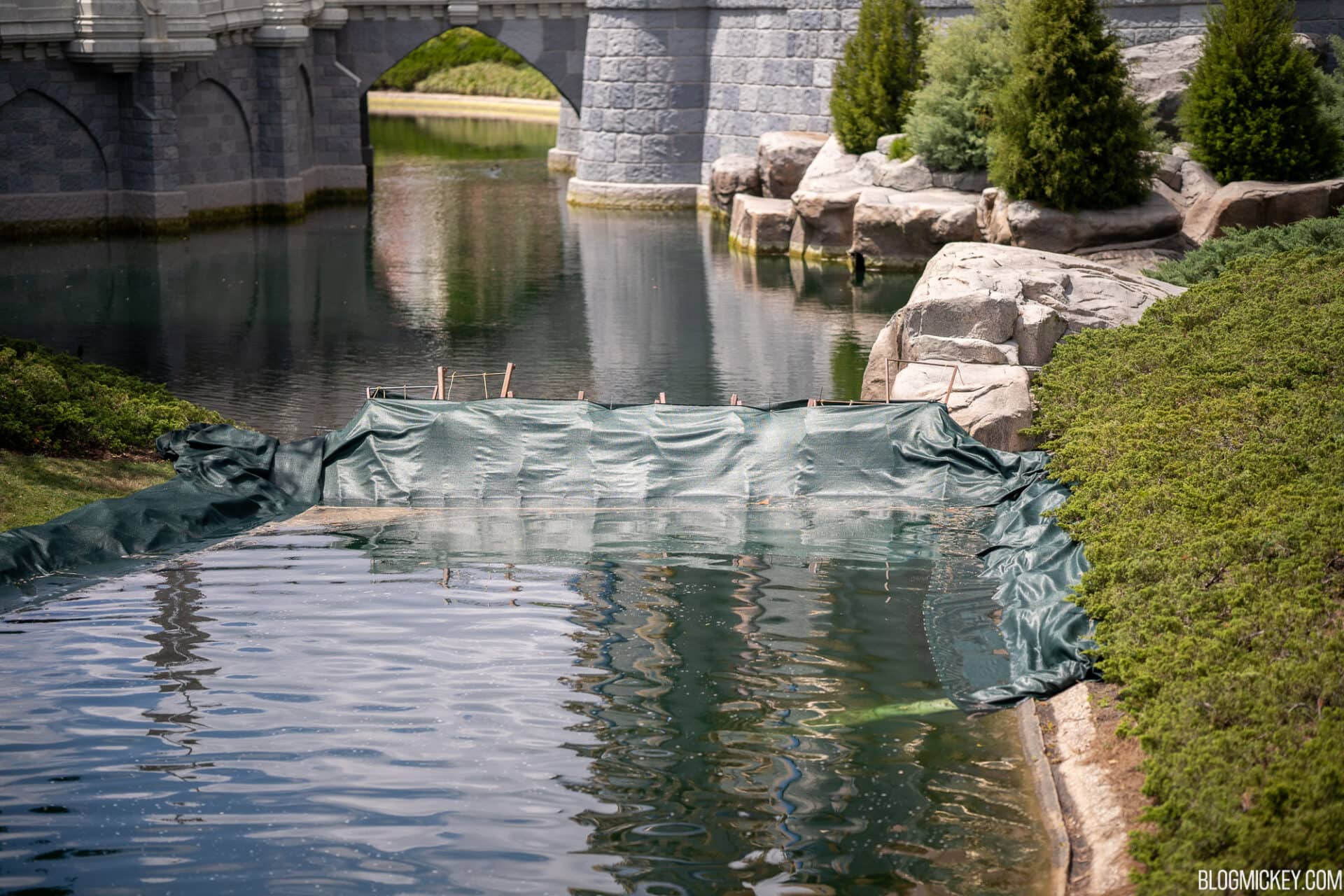Crews Prepare to Drain Cinderella Castle Moat Soon for 50th Anniversary ...