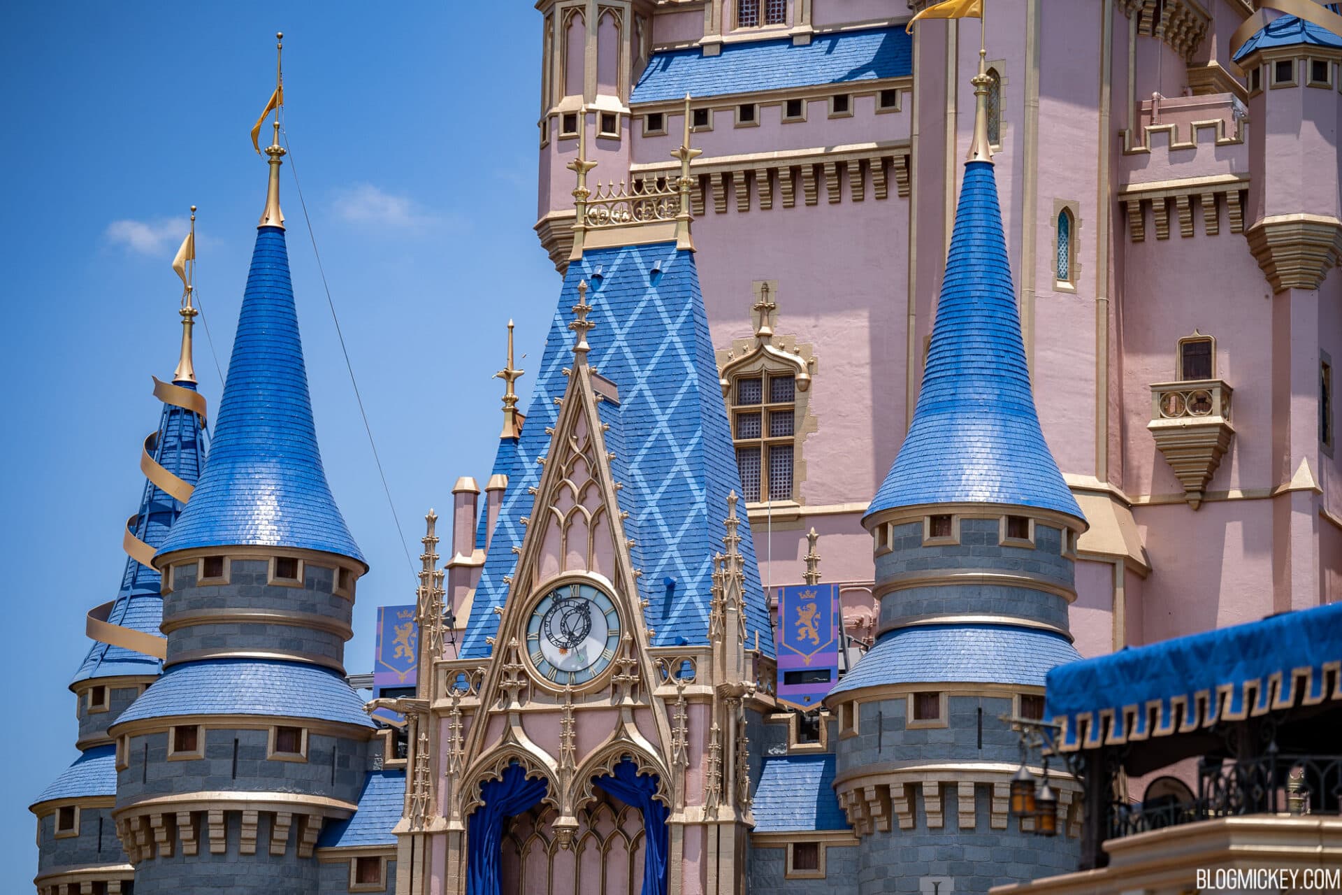 Disney World Repaints Cinderella Castle Sun-Damaged Spires Following ...