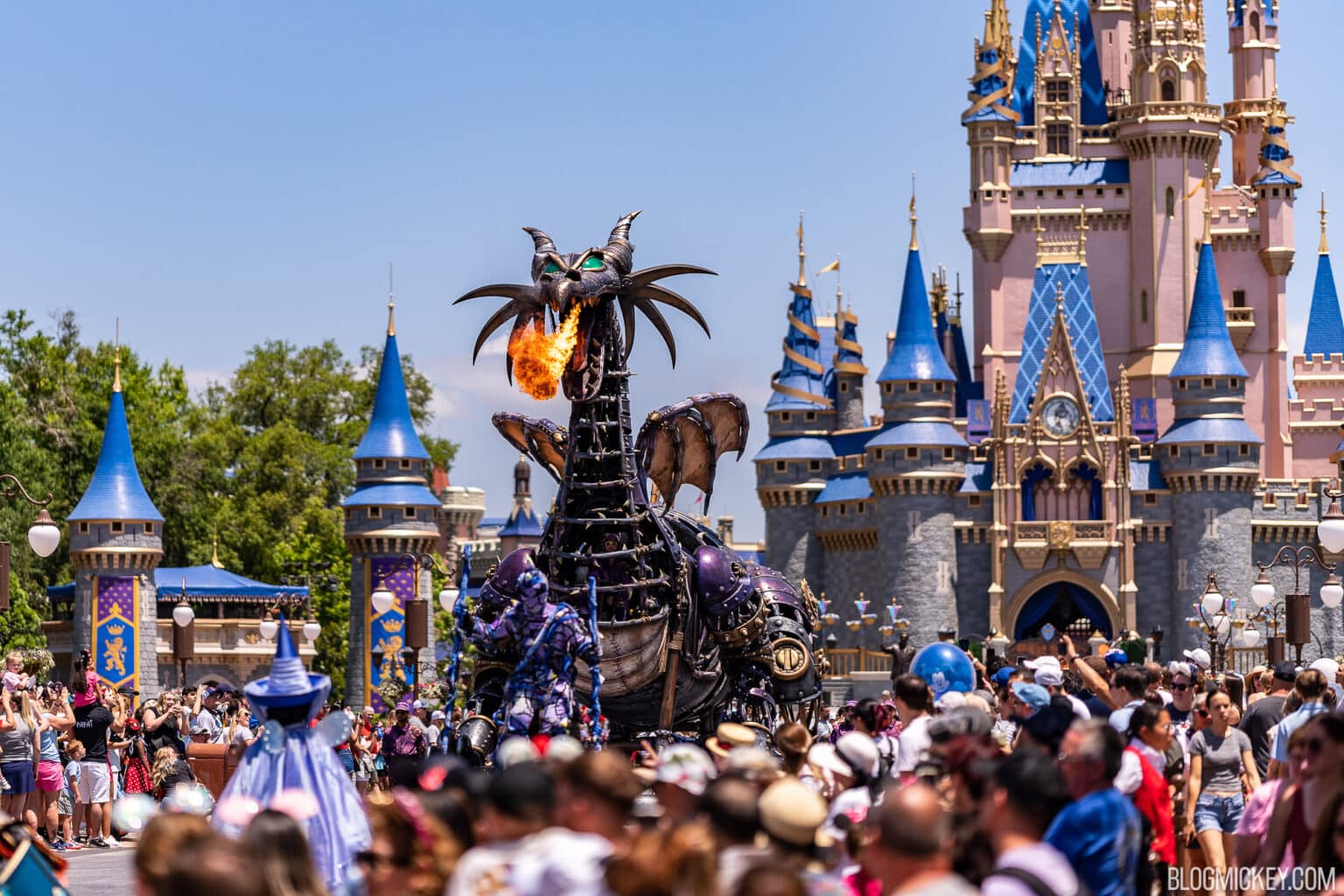 Maleficent's Fire-Breathing Flamethrower Effect Returns to Disney World ...