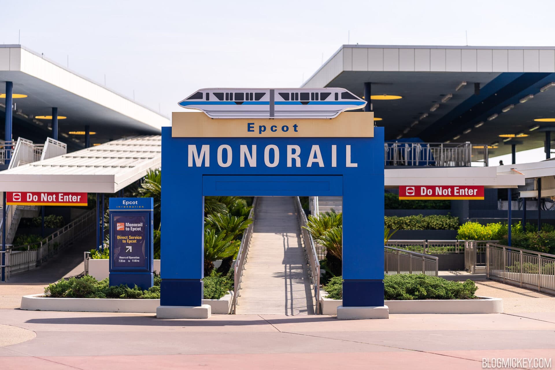 Mini Monorails Return from Refurbishment With New Look at ...