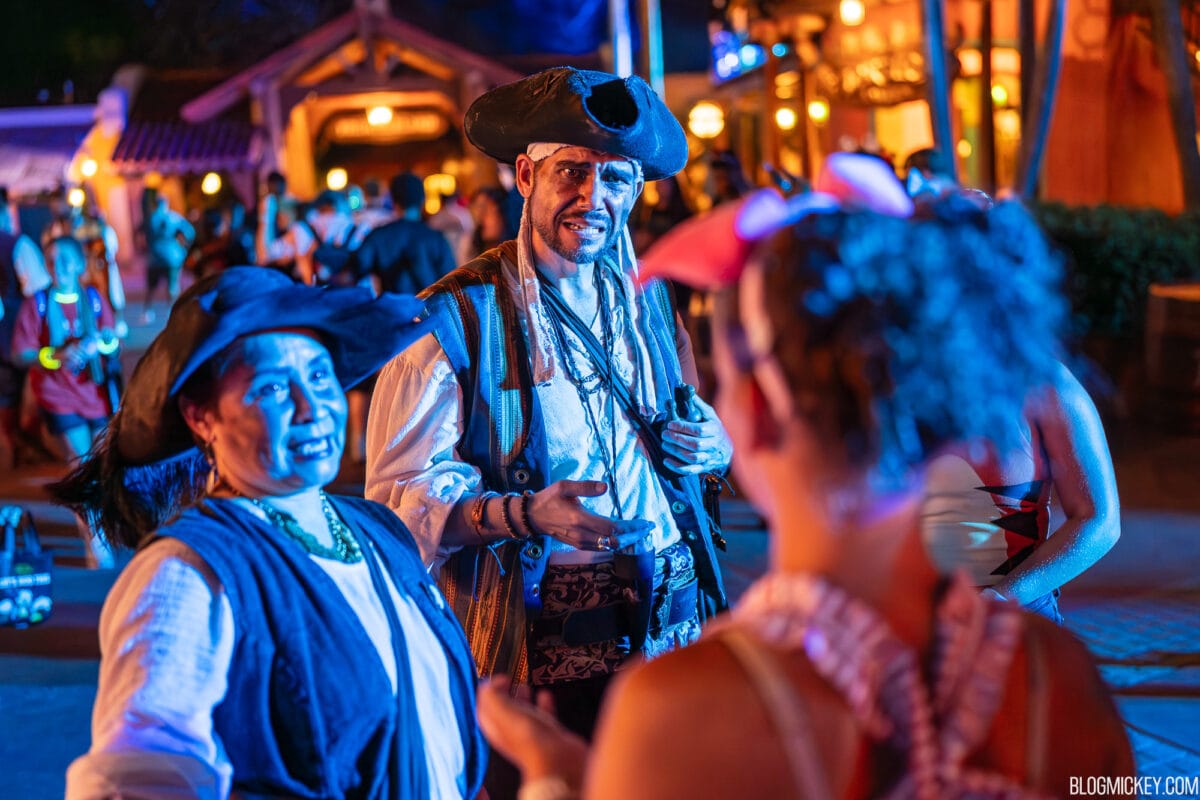 PHOTOS, VIDEO: NEW Rusty Cutlass Pirate Band & Roaming Pirates in ...