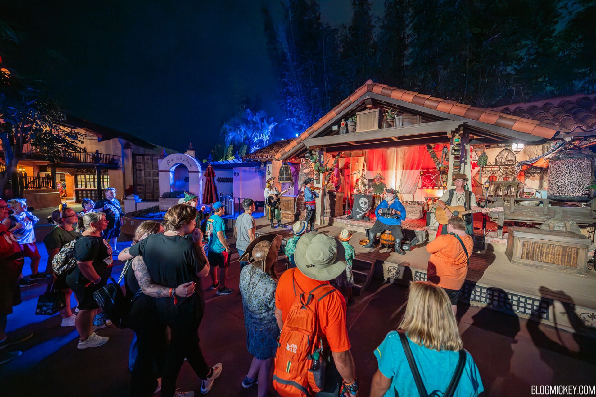 PHOTOS, VIDEO: NEW Rusty Cutlass Pirate Band & Roaming Pirates in ...