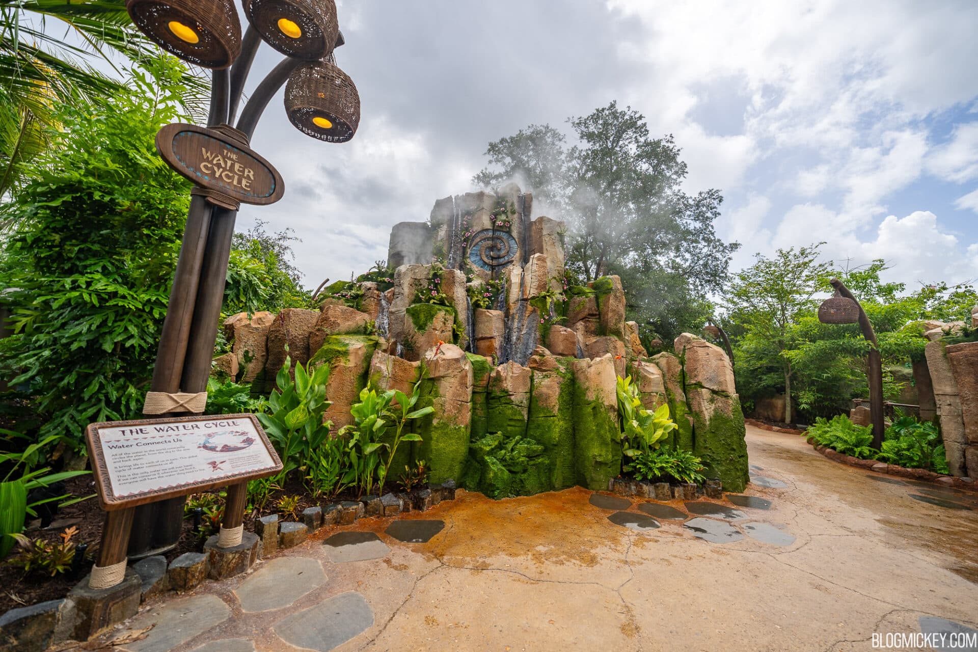 PHOTOS, VIDEO: FULL Walking Tour Through Journey of Water - Inspired by ...