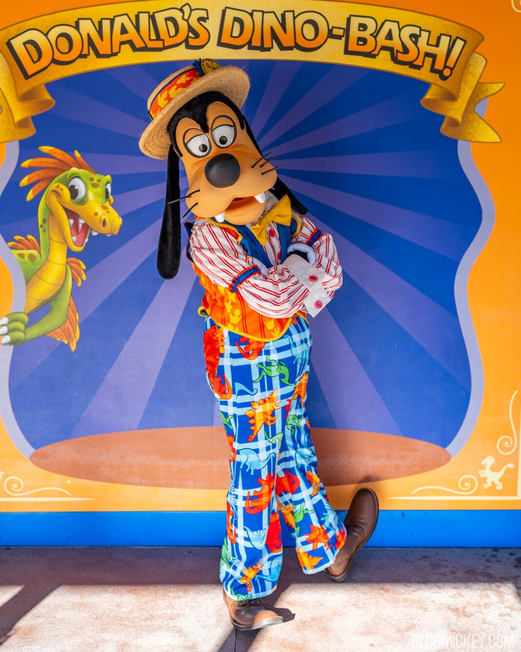 Goofy Meet & Greet Returns to DinoLand USA at Animal Kingdom