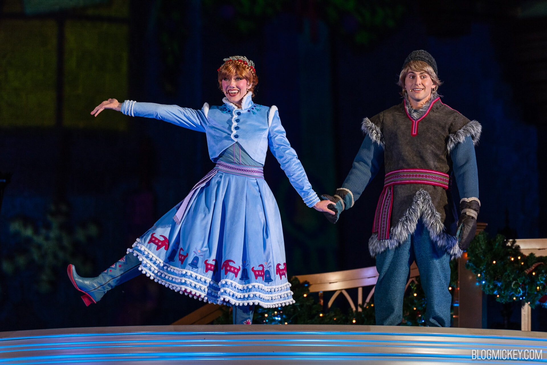 PHOTOS, VIDEO: Frozen Holiday Surprise Castle Show Debuts at Magic Kingdom