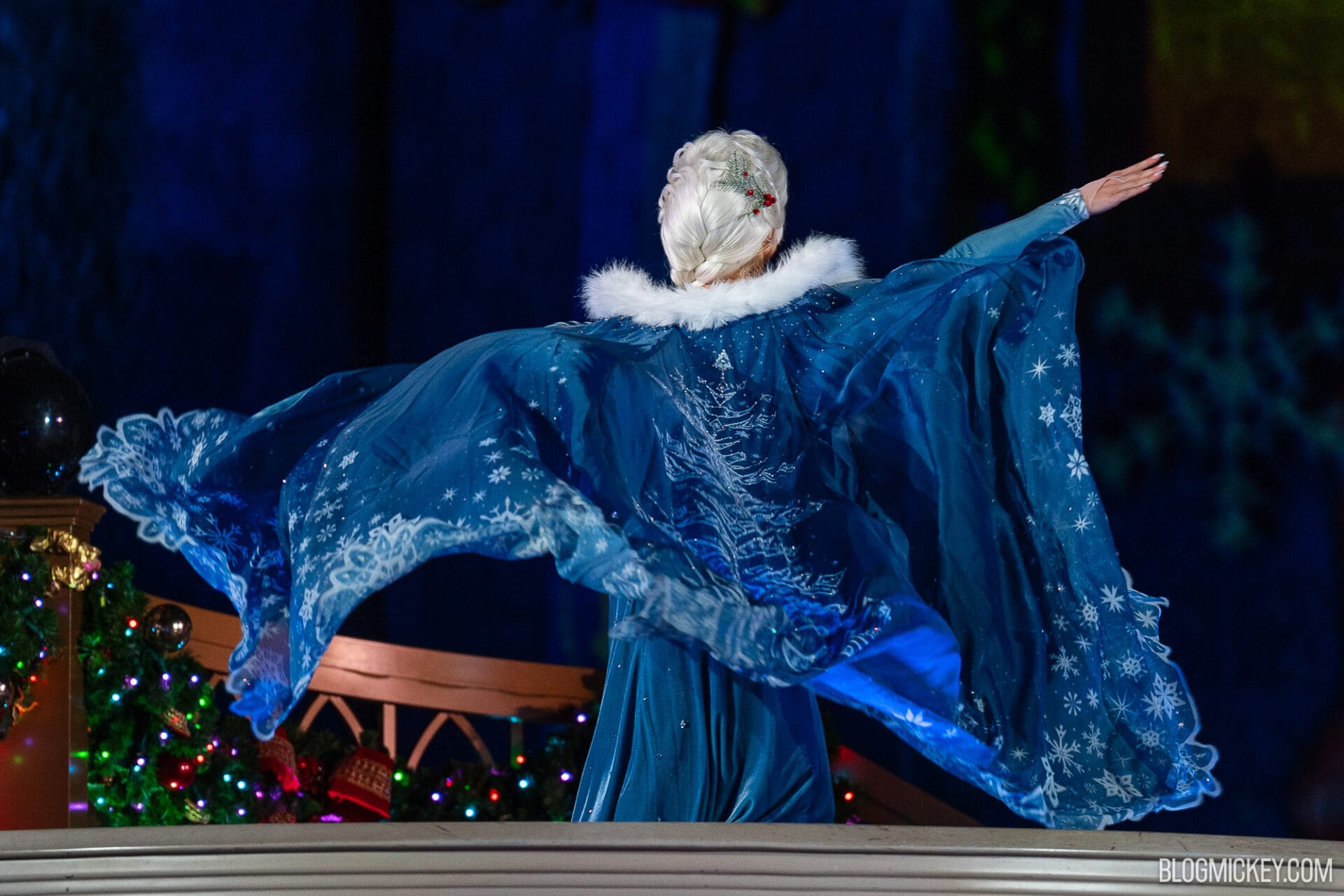 PHOTOS, VIDEO: Frozen Holiday Surprise Castle Show Debuts at Magic Kingdom