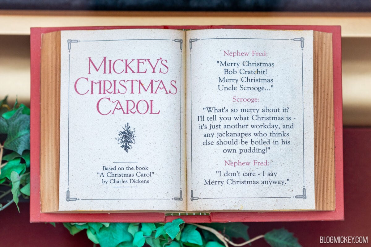 ‘Mickey’s Christmas Carol’ Window Display Returns to Main Street USA ...