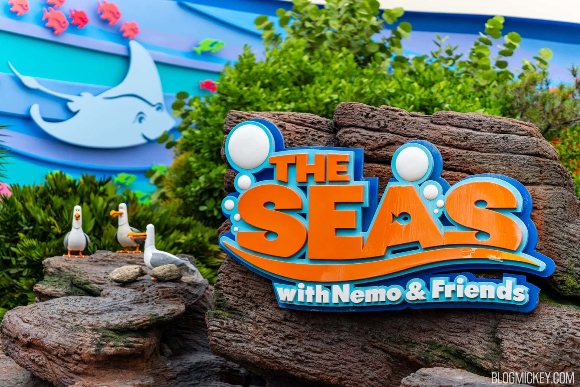 Finding Nemo Characters Return to Seas Pavilion Mural at EPCOT