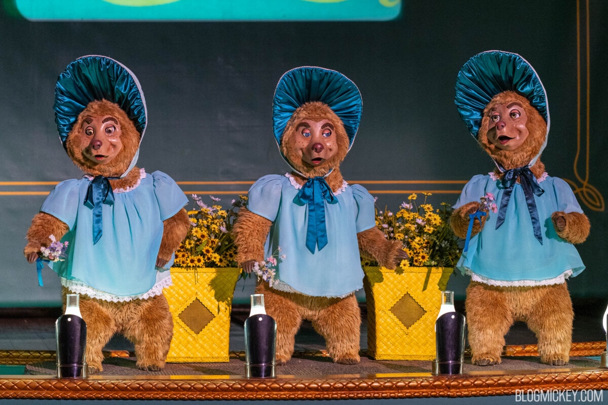Behind-the-Seams First Look at New Costumes for Sun Bonnets at Country ...