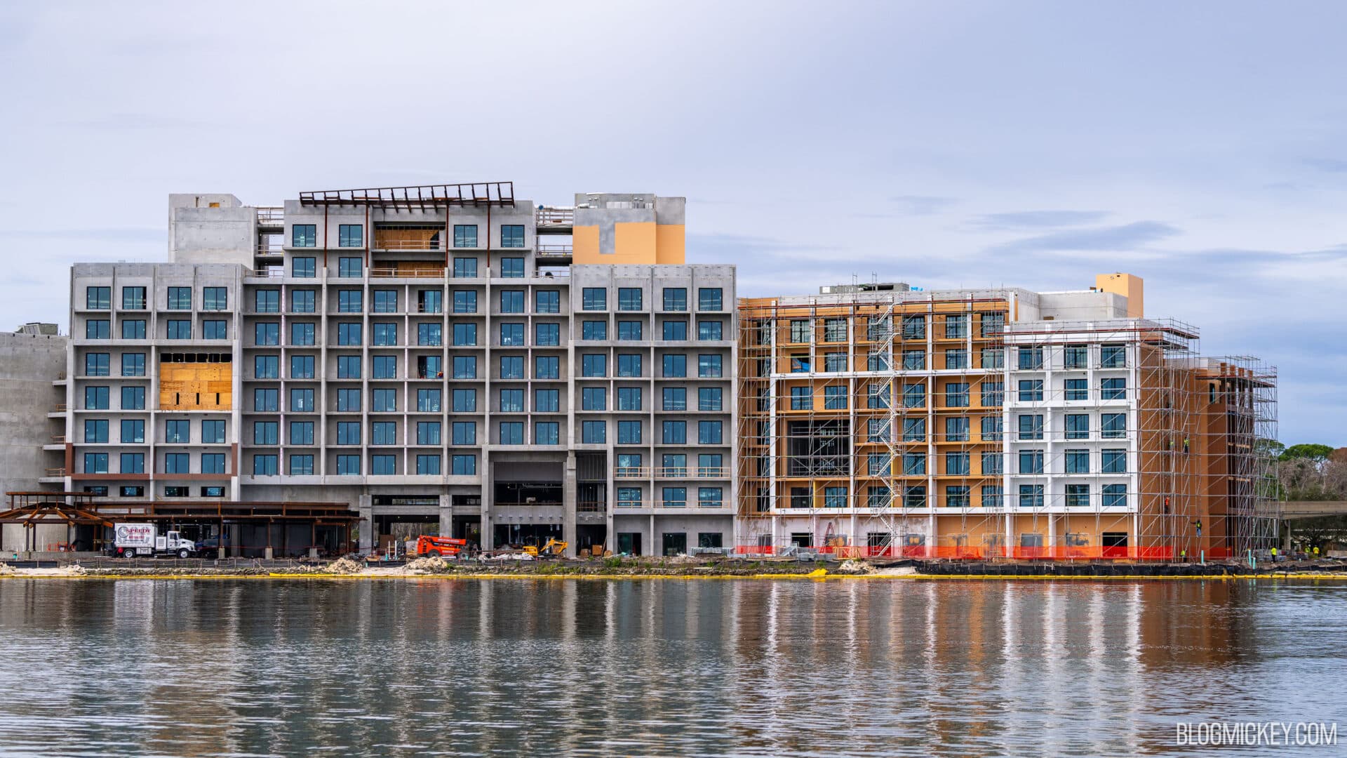 Polynesian Village DVC Tower Update: Painting & Pool Progress