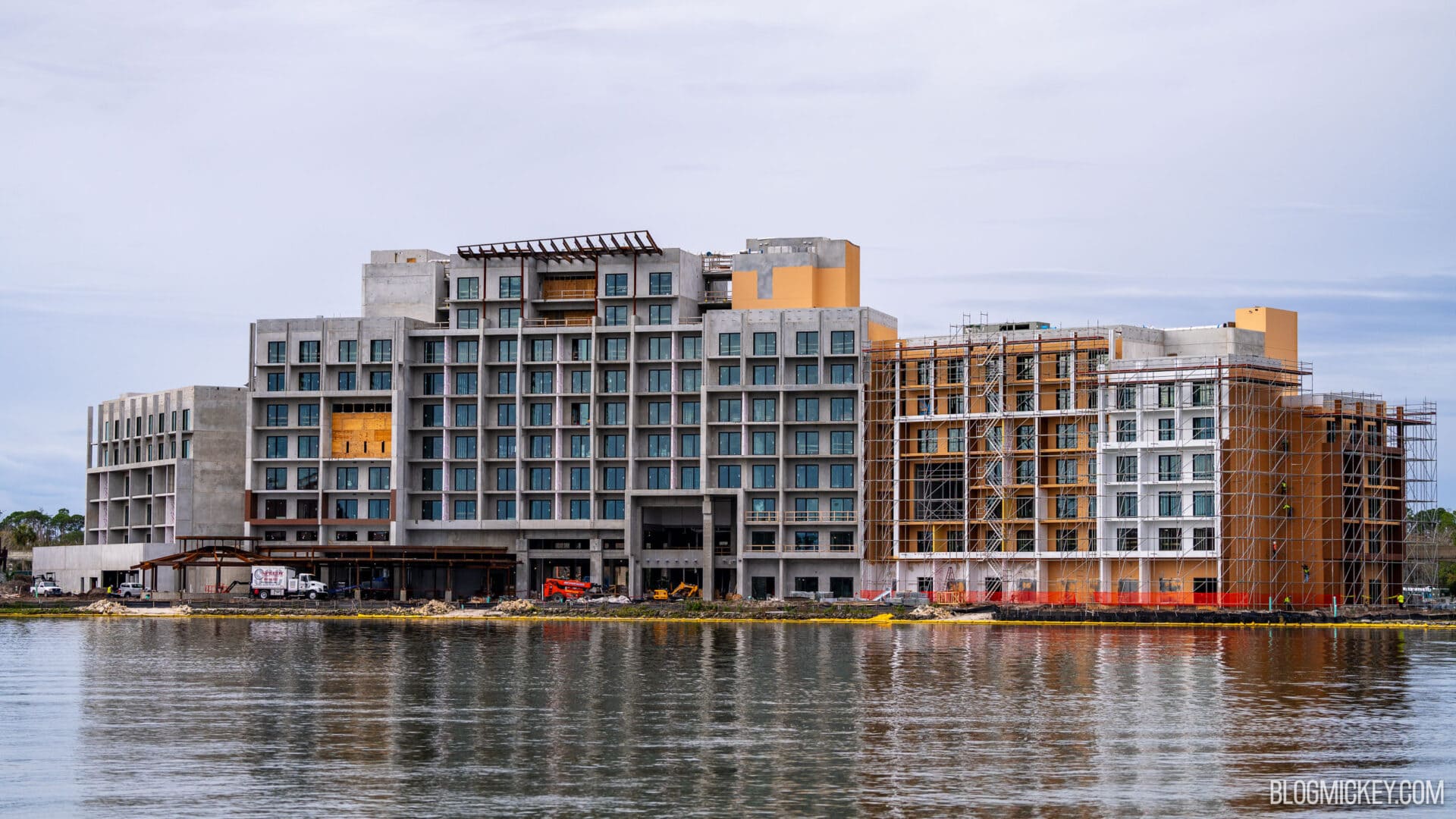 Polynesian Village DVC Tower Update: Painting & Pool Progress