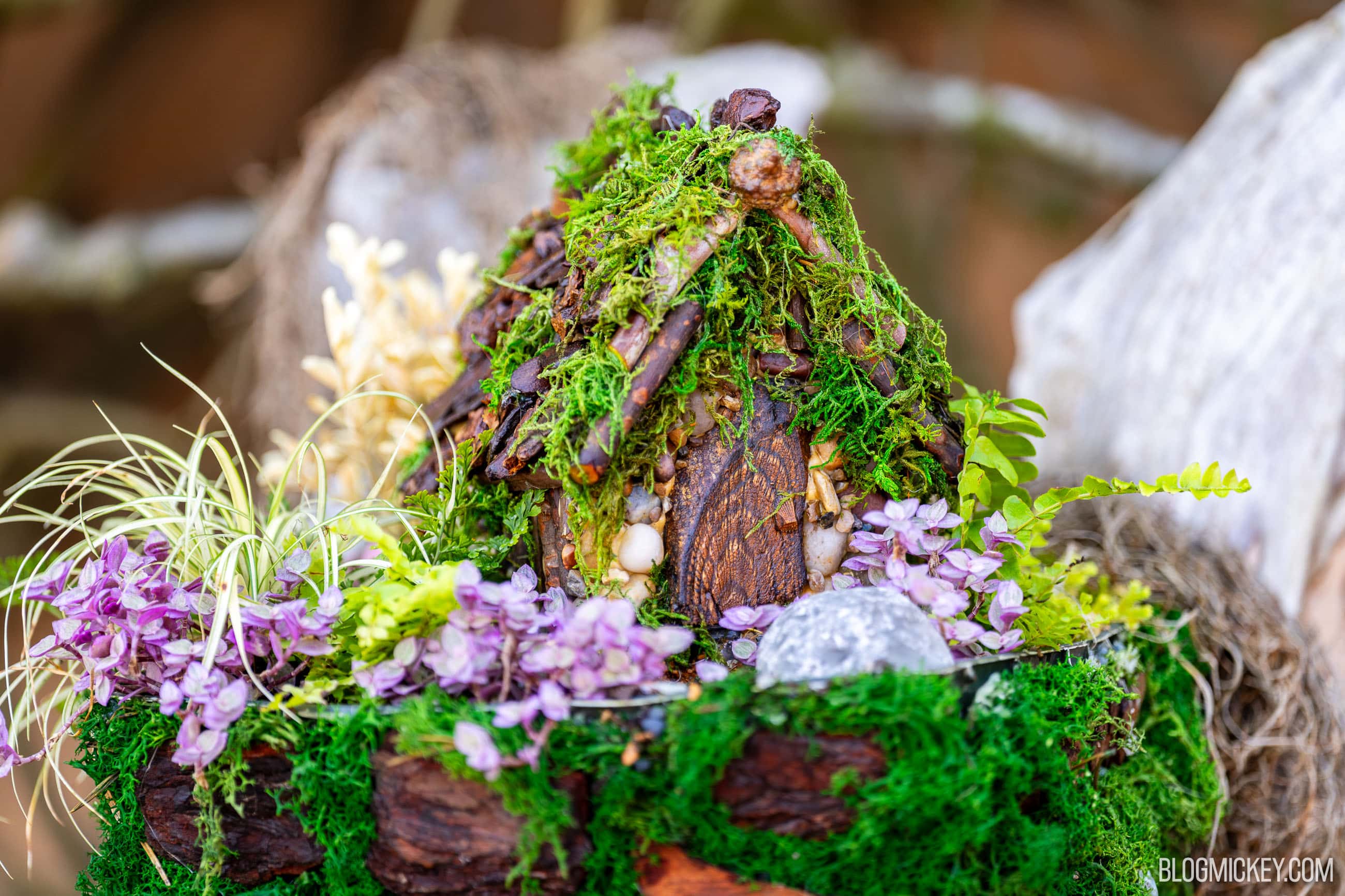 Miniature Garden Around The World Rock Garden With Miniature Buildings