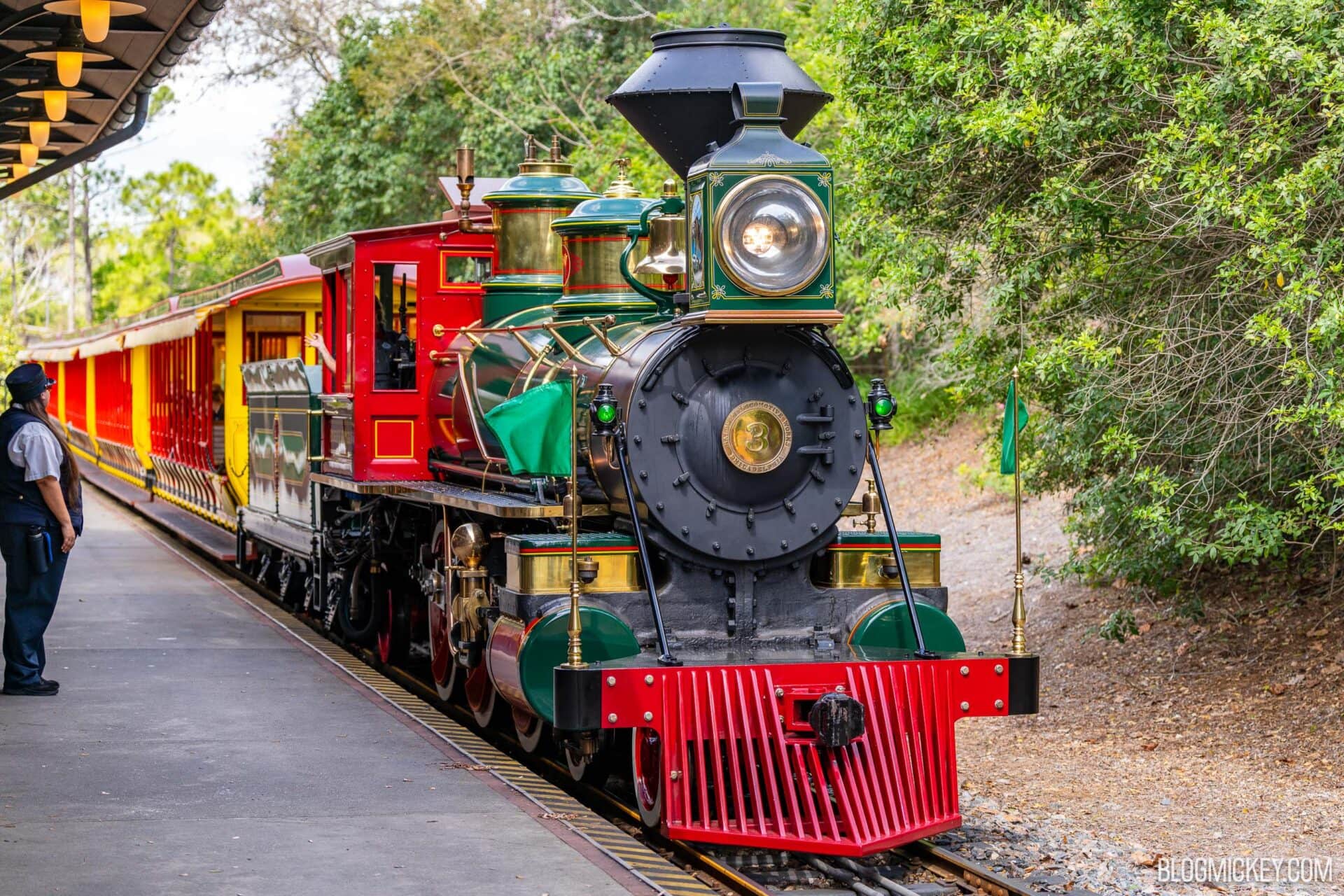 Roger E. Broggie Locomotive Returns to Service at Magic Kingdom After ...