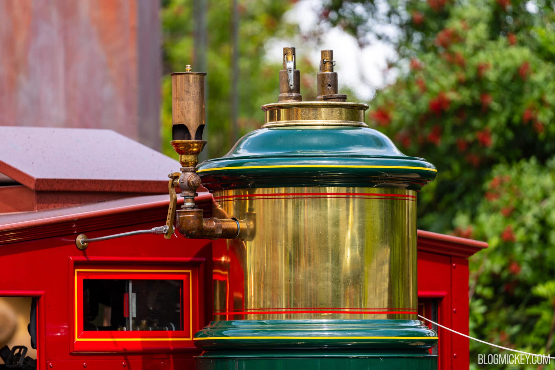 Roger E. Broggie Locomotive Returns to Service at Magic Kingdom After ...