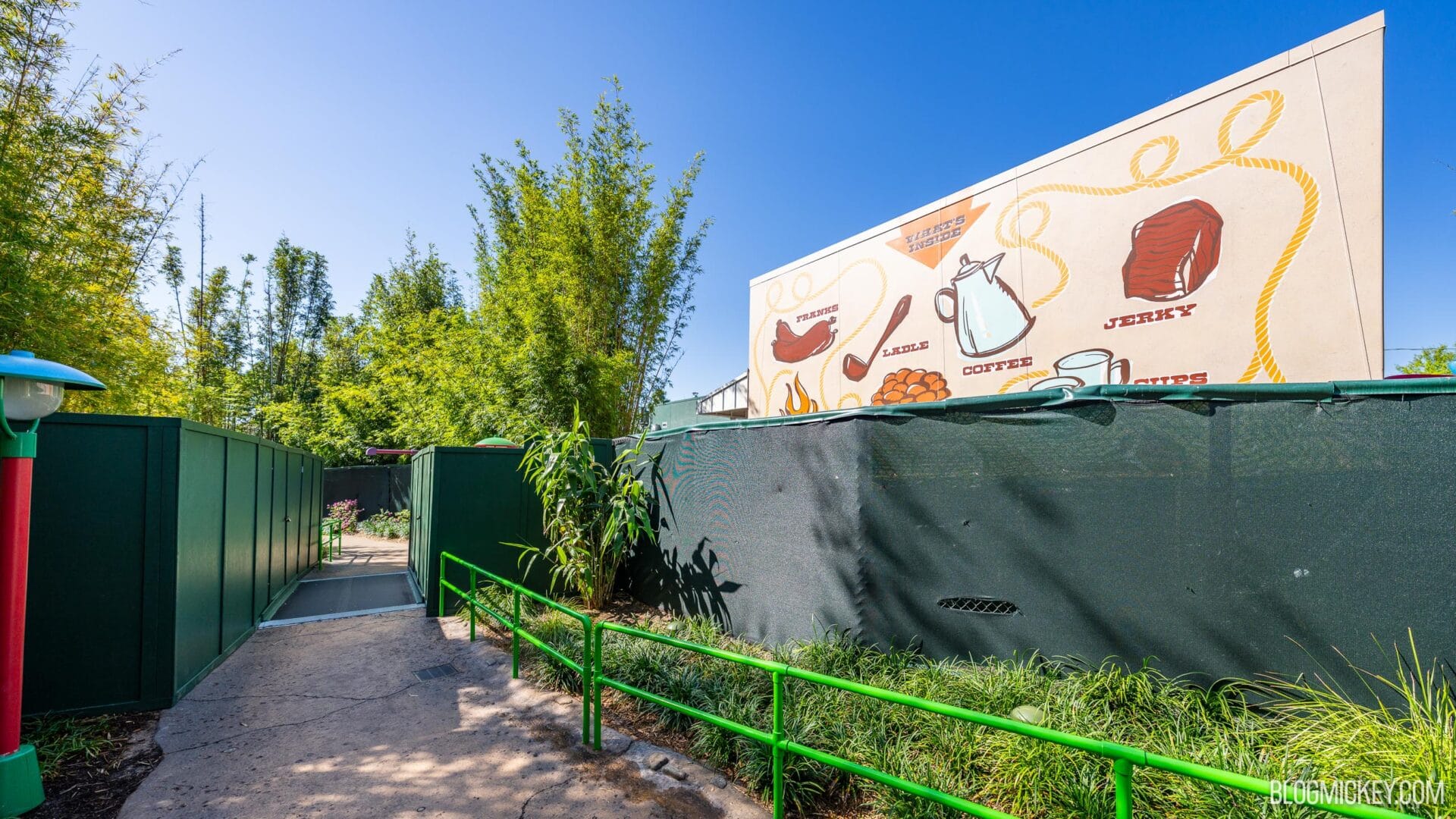 Woody's Lunch Box Expansion Project Extends Across Toy Story Mania Exit ...
