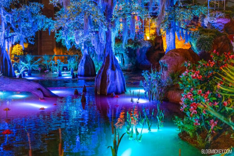 Nighttime Bayou Glow Added to Tiana's Bayou Adventure at Magic Kingdom