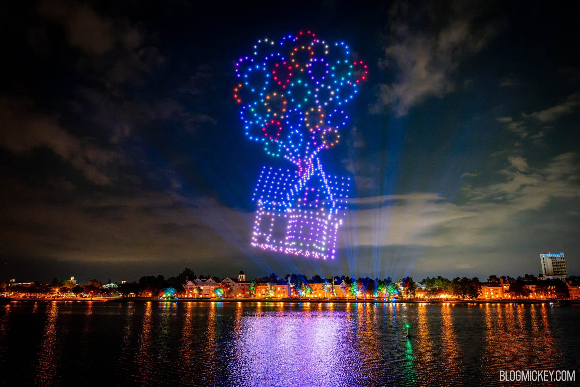 Disney Dreams That Soar Drone Show Review: Is It Worth a Visit to ...